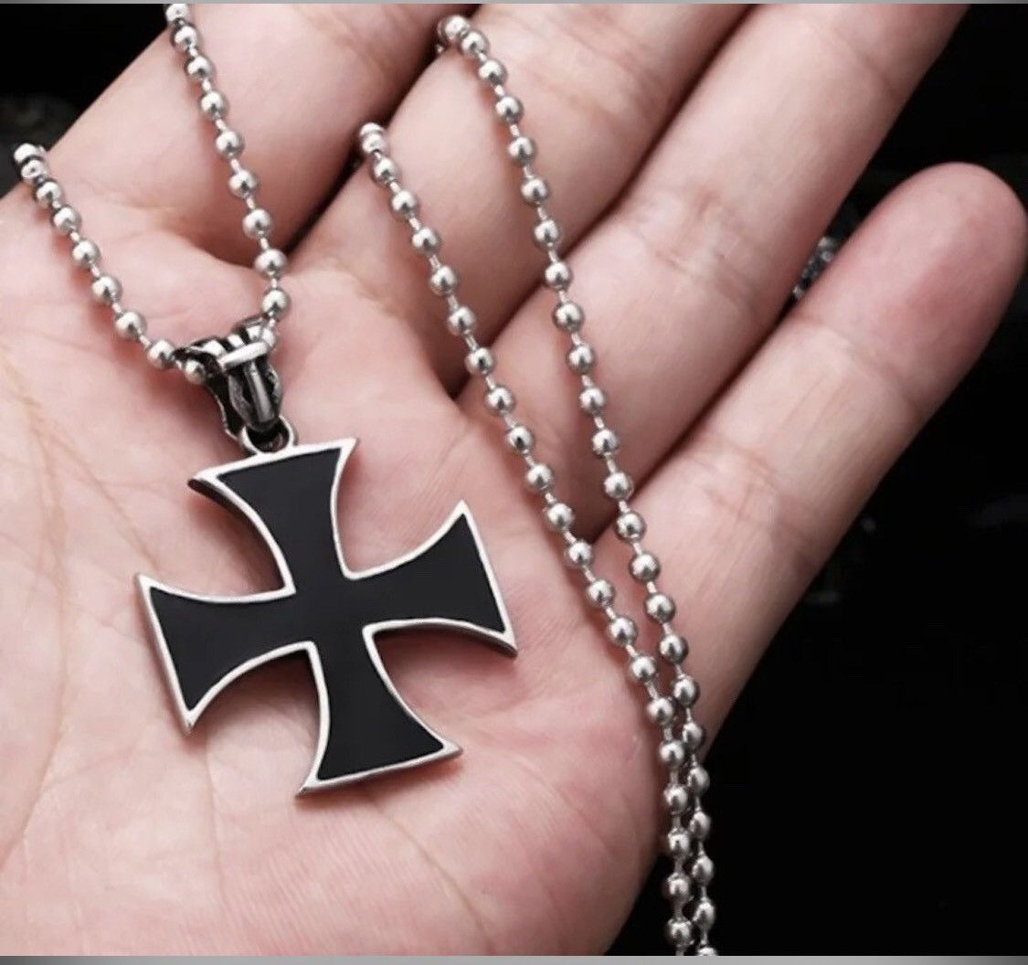 Chain × Cuban Link Chain × Streetwear Retro Cross Pendant Chain ...