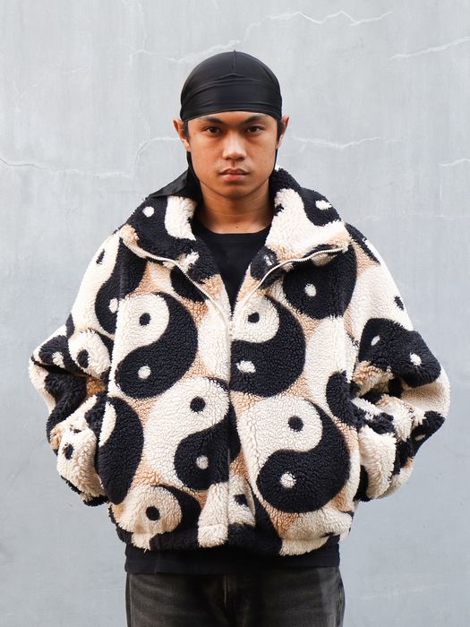 Urban Outfitters Urban Outfitters Yin & Yang Sherpa Fleece Jacket | Grailed