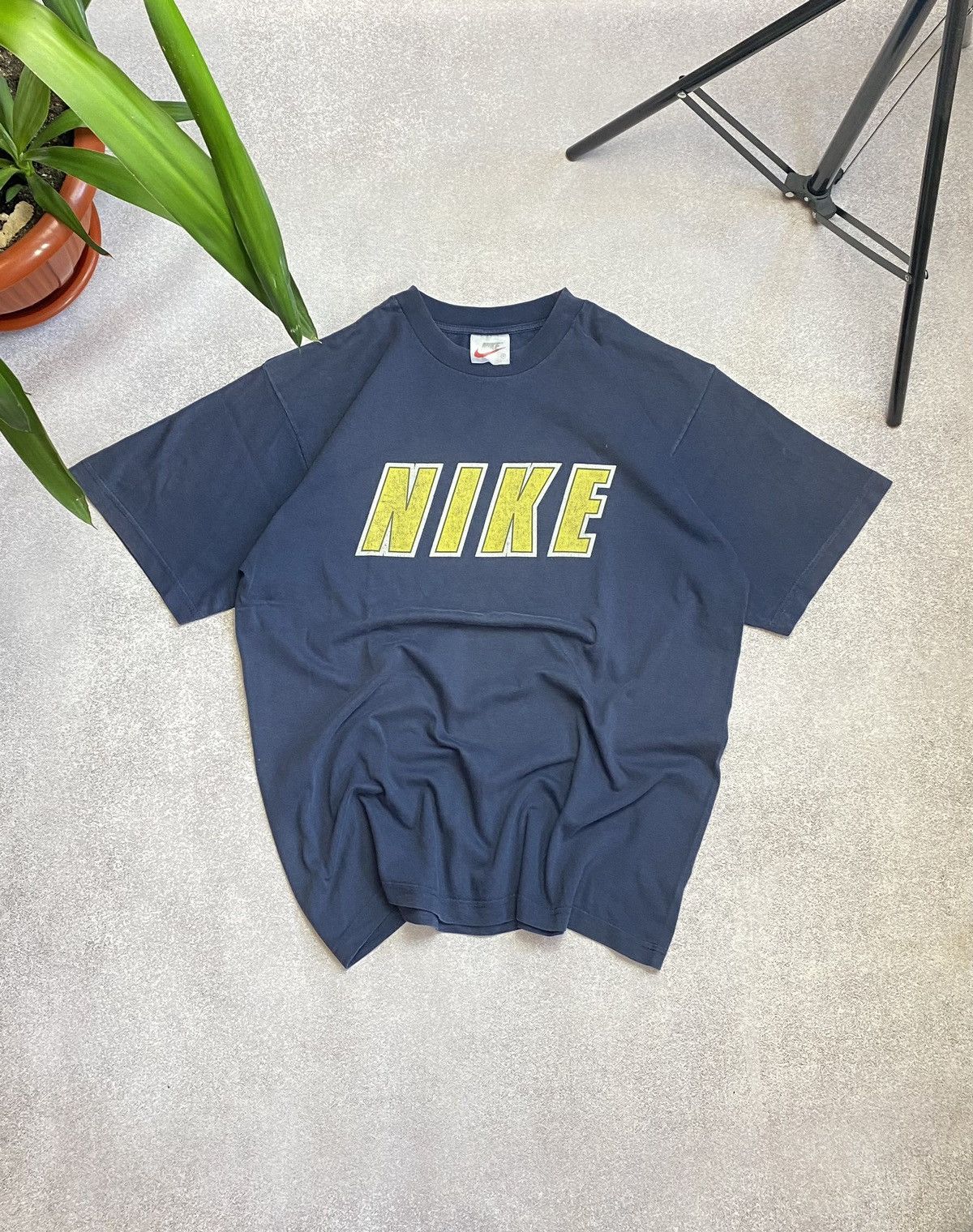 Nike Vintage Nike oversized distressed faded tee | Grailed