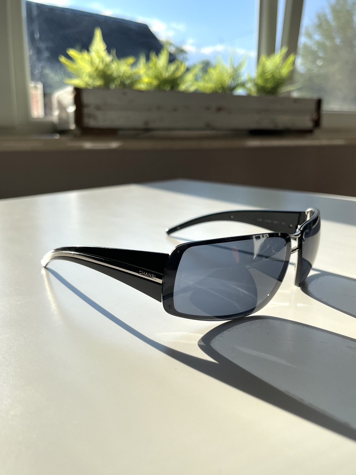 Vintage CHANEL 4138 FAST SPORT MENS SUNGLASSES | Grailed