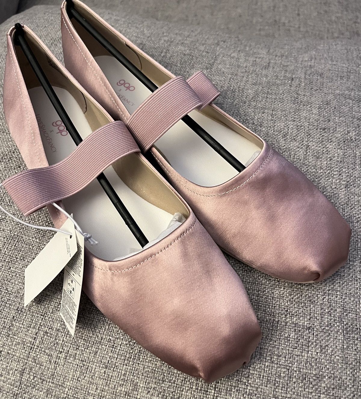 Gap × LoveShackFancy Loveshackfancy x gap Collab Pink Ballet Flats ... Gap × LoveShackFancy Loveshackfancy x gap Collab Pink Ballet Flats ...