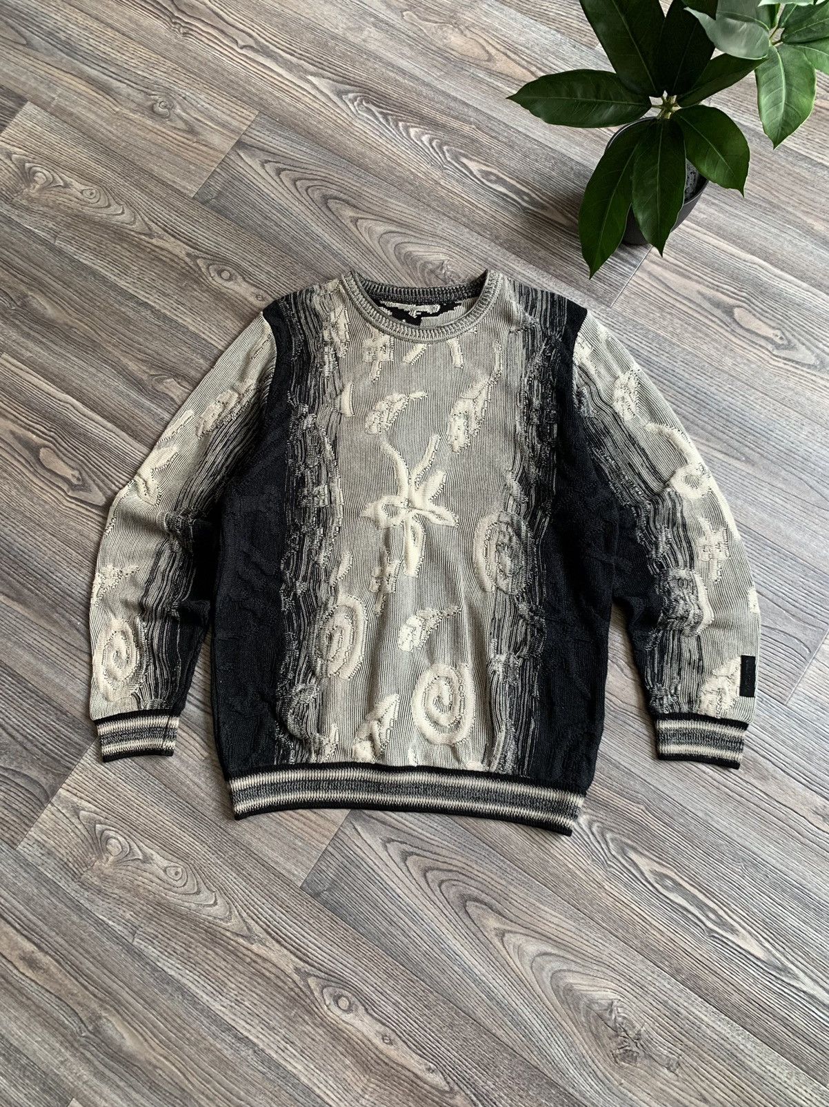 Japanese Brand CARLO COLUCCI VINTAGE JAPANESE DRIP SWEATER | Grailed