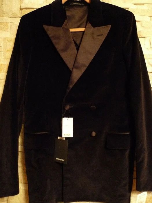 Yves Saint Laurent YVES SAINT LAUREN MEN'S TUXEDO BLACK VELVET DINNER ... Yves Saint Laurent YVES SAINT LAUREN MEN'S TUXEDO BLACK VELVET DINNER ...