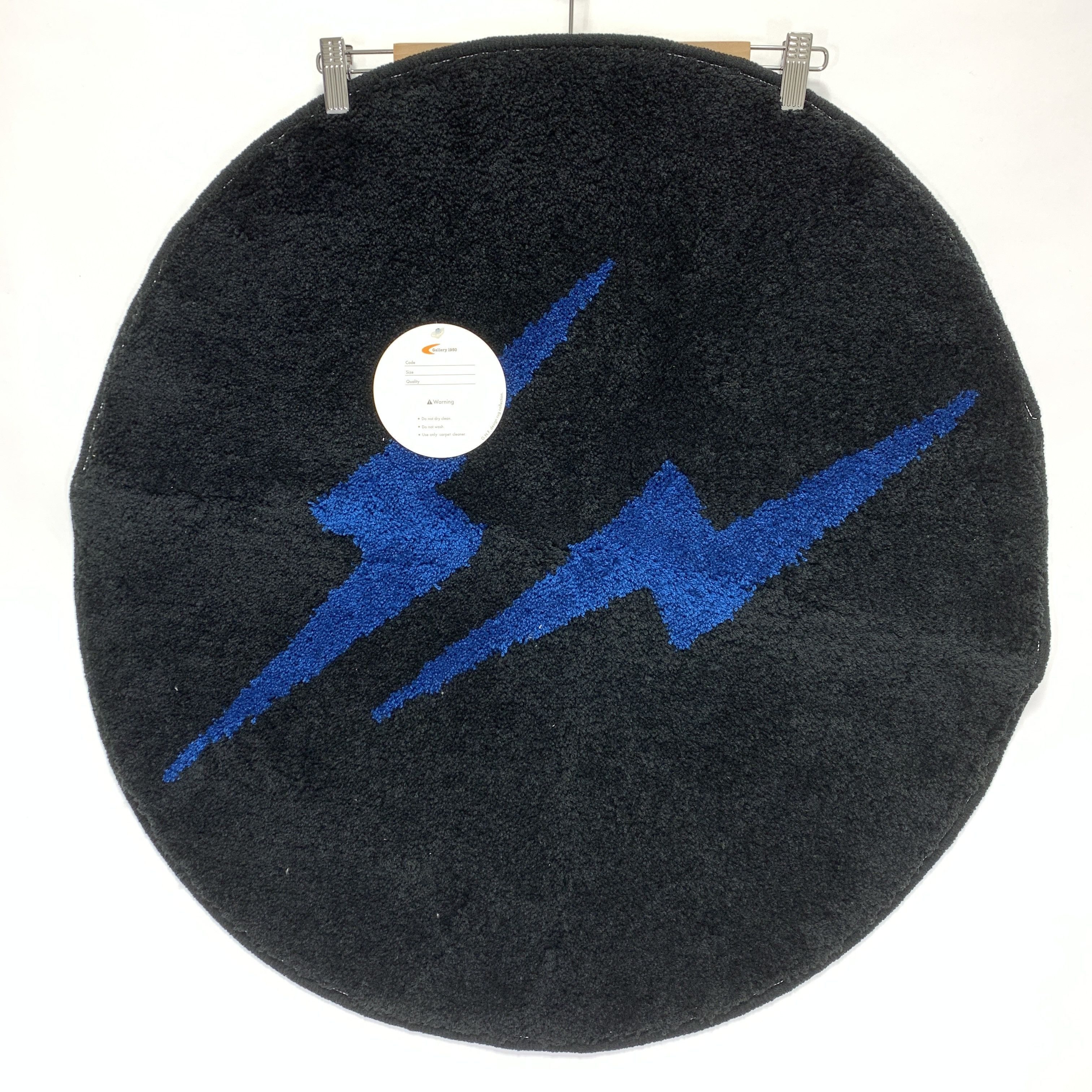 Fragment Design × Gallery 1950 DS! Fragment x G1950 Bolts Logo Rug Mat ...