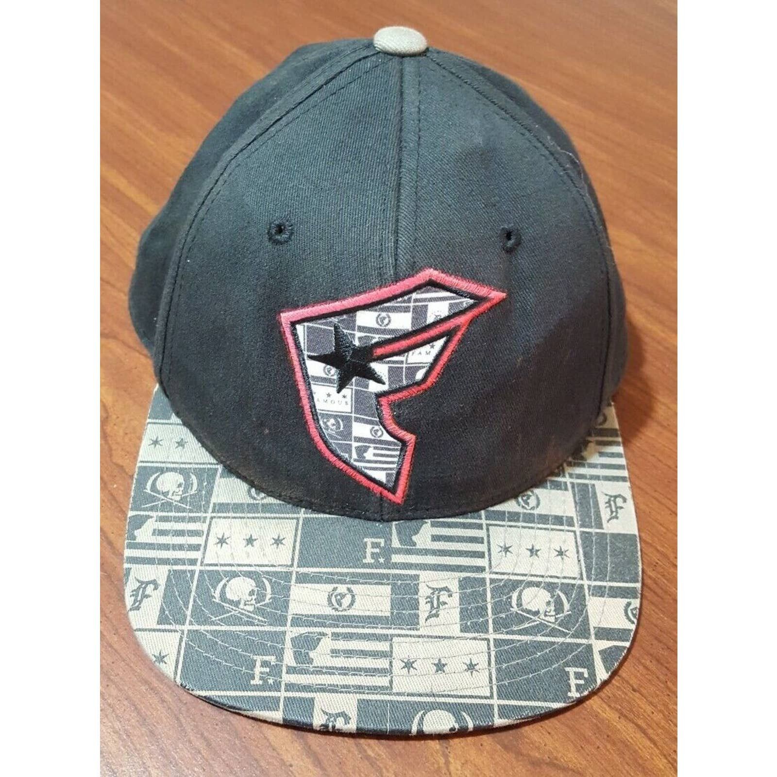 Famous Stars And Straps FAMOUS STARS AND STRAPS Hat Fitted Cap Size 6 7 ...