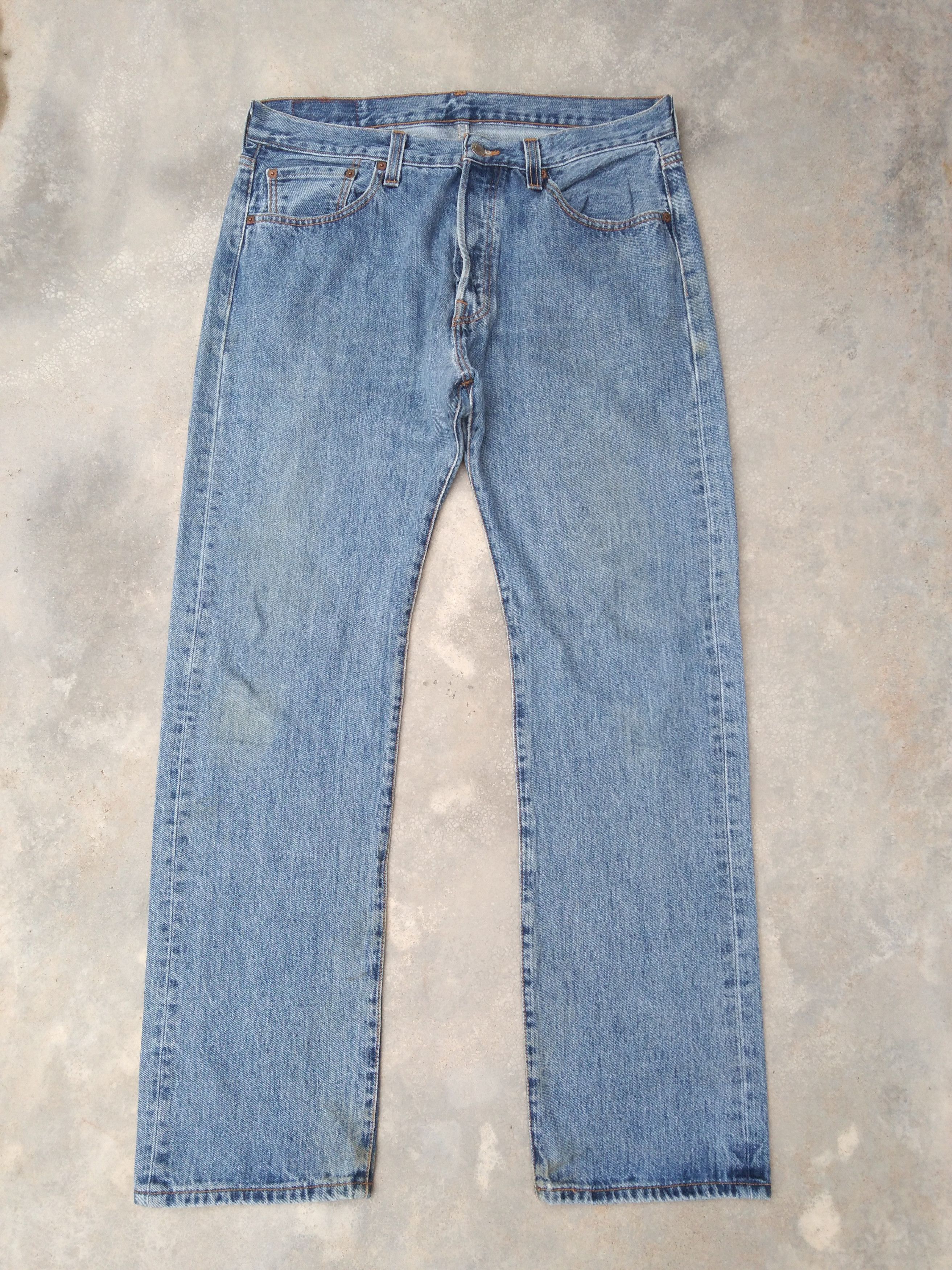 Levi's × Streetwear × Vintage Vintage Levi's 501 Straight Leg Distressed Jeans 34x32 | Grailed