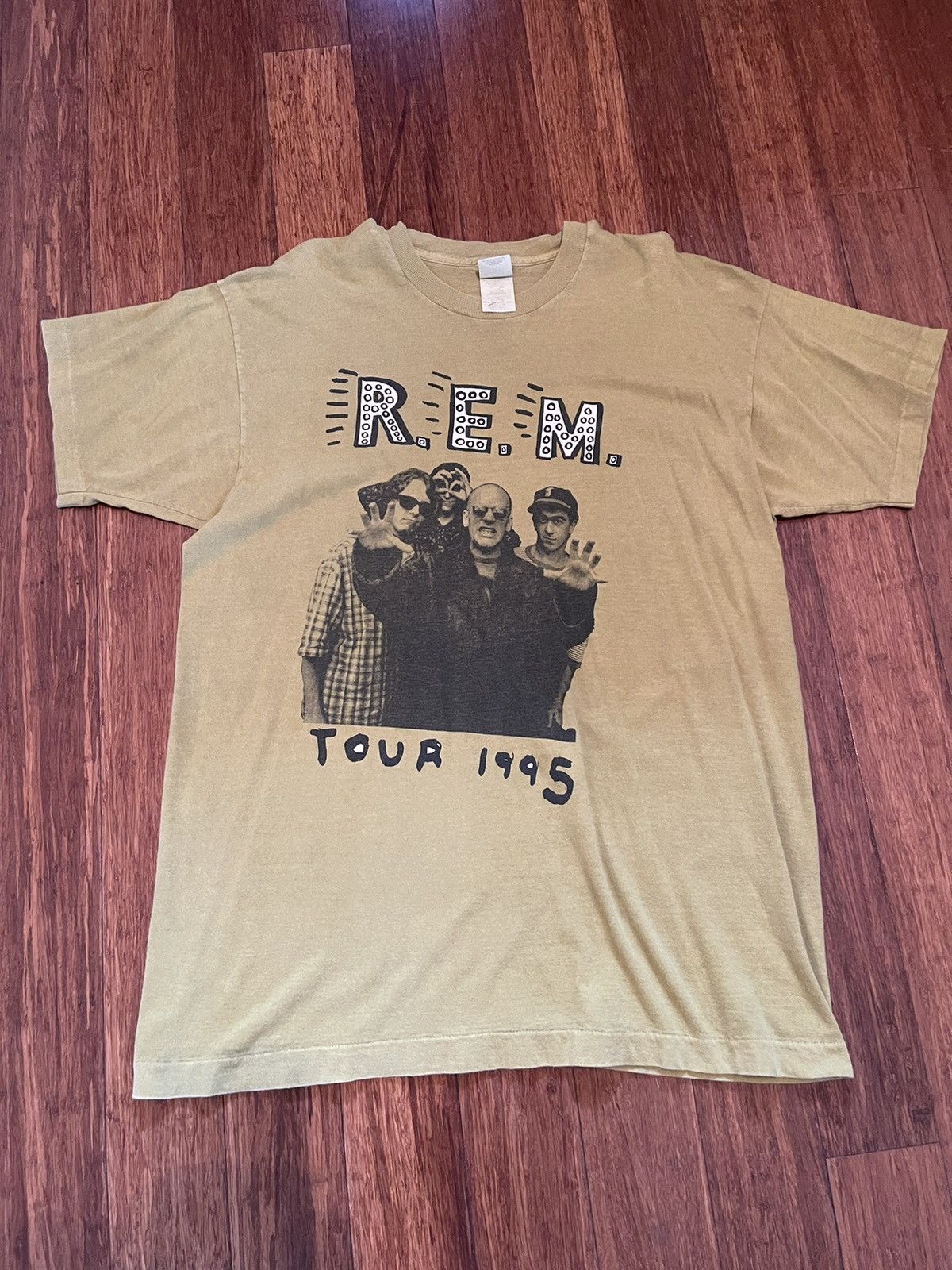 Band Tees × Made In Usa × Vintage Vintage REM 1995 Tour Tee Music Rock ...
