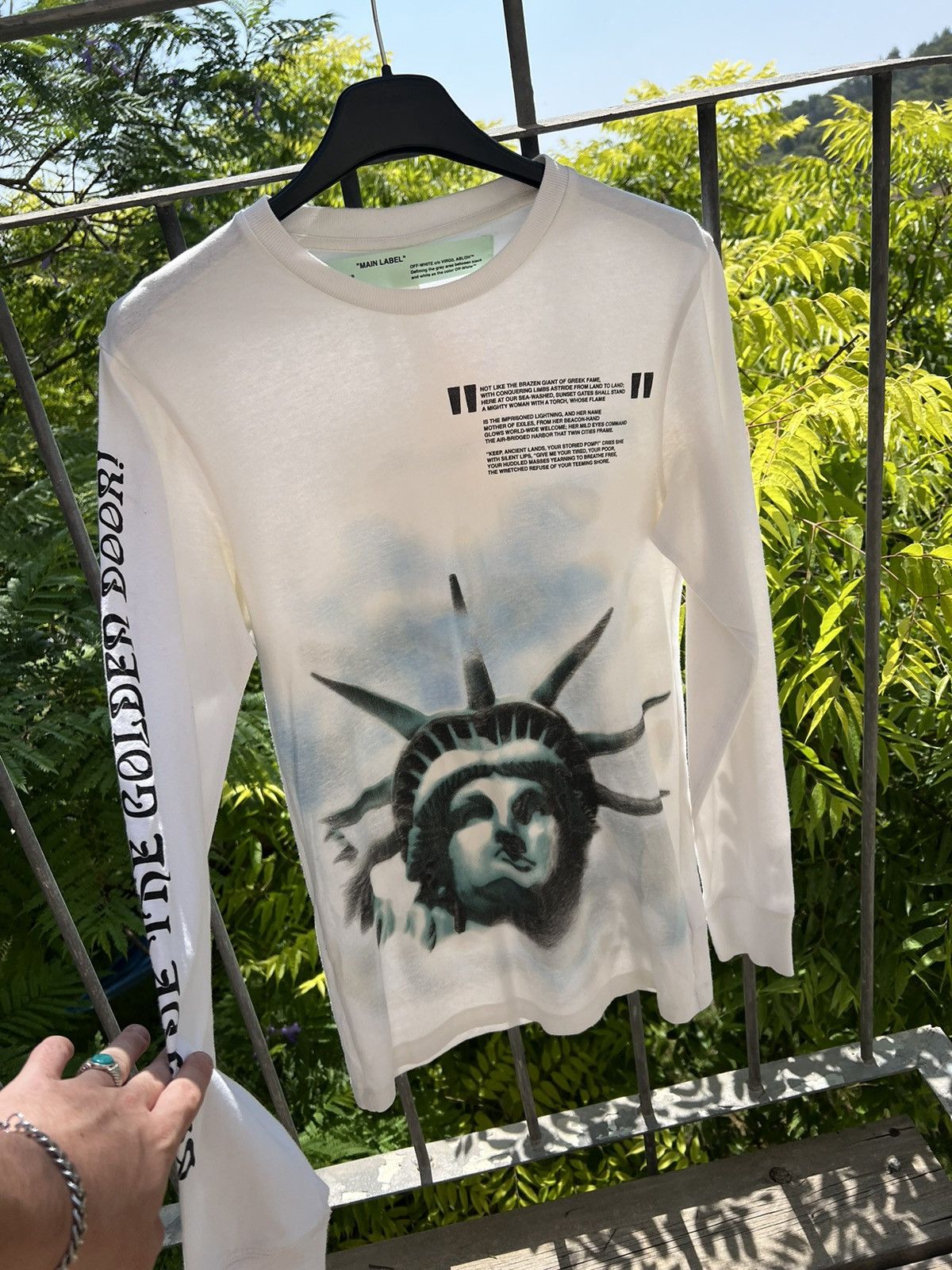 Off-White off white statue of liberty | Grailed