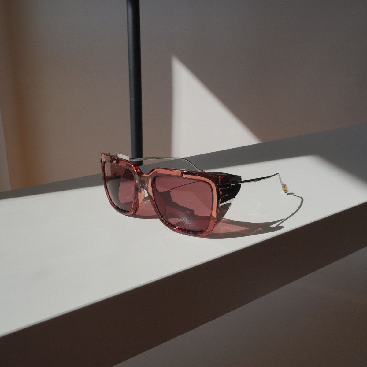 Gucci Gucci gg3738s red silver logo aviator pilot optyl sunglasses ...