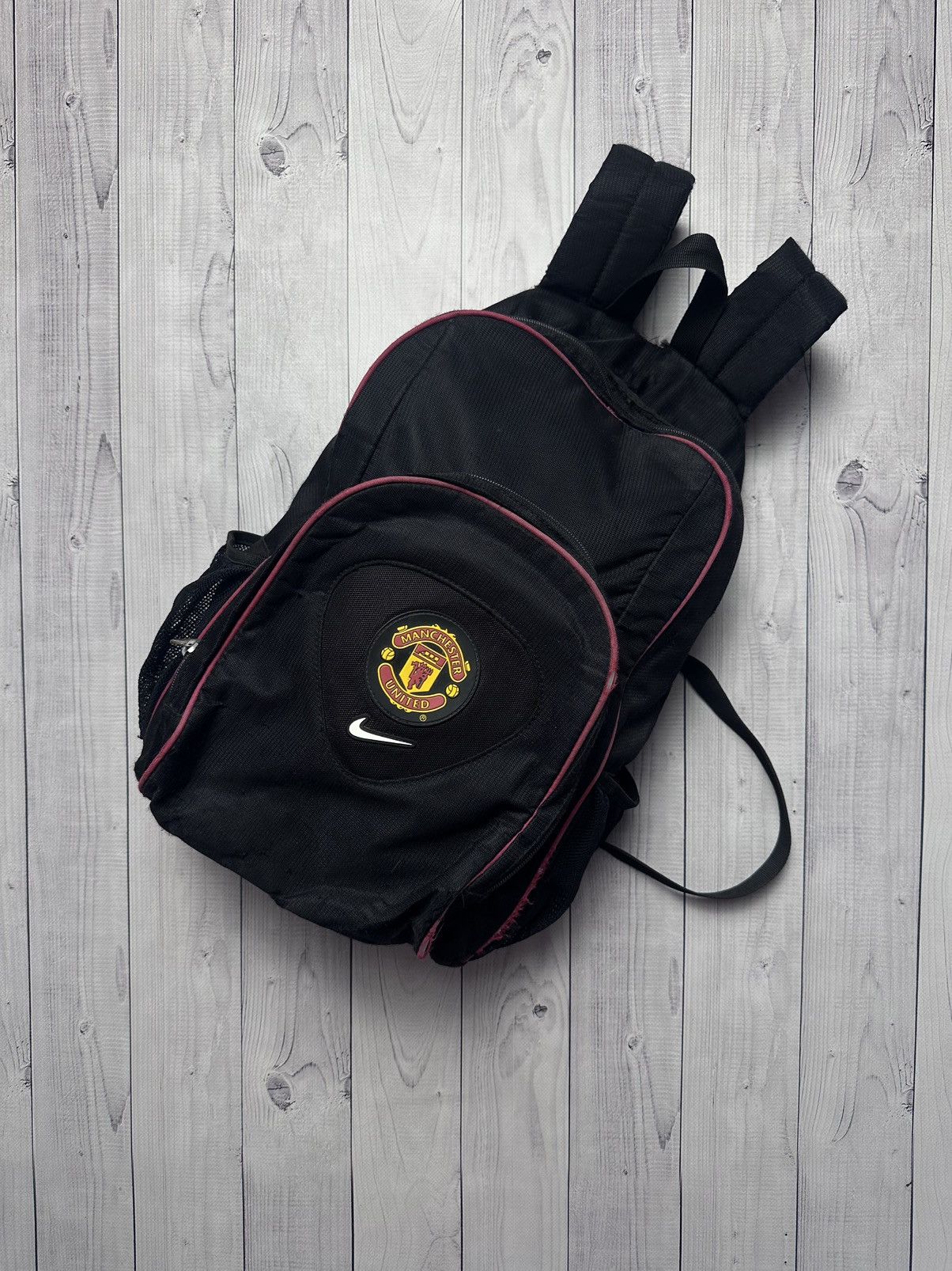 Nike × Streetwear × Vintage Vintage Nike Manchester United Bag logo ...