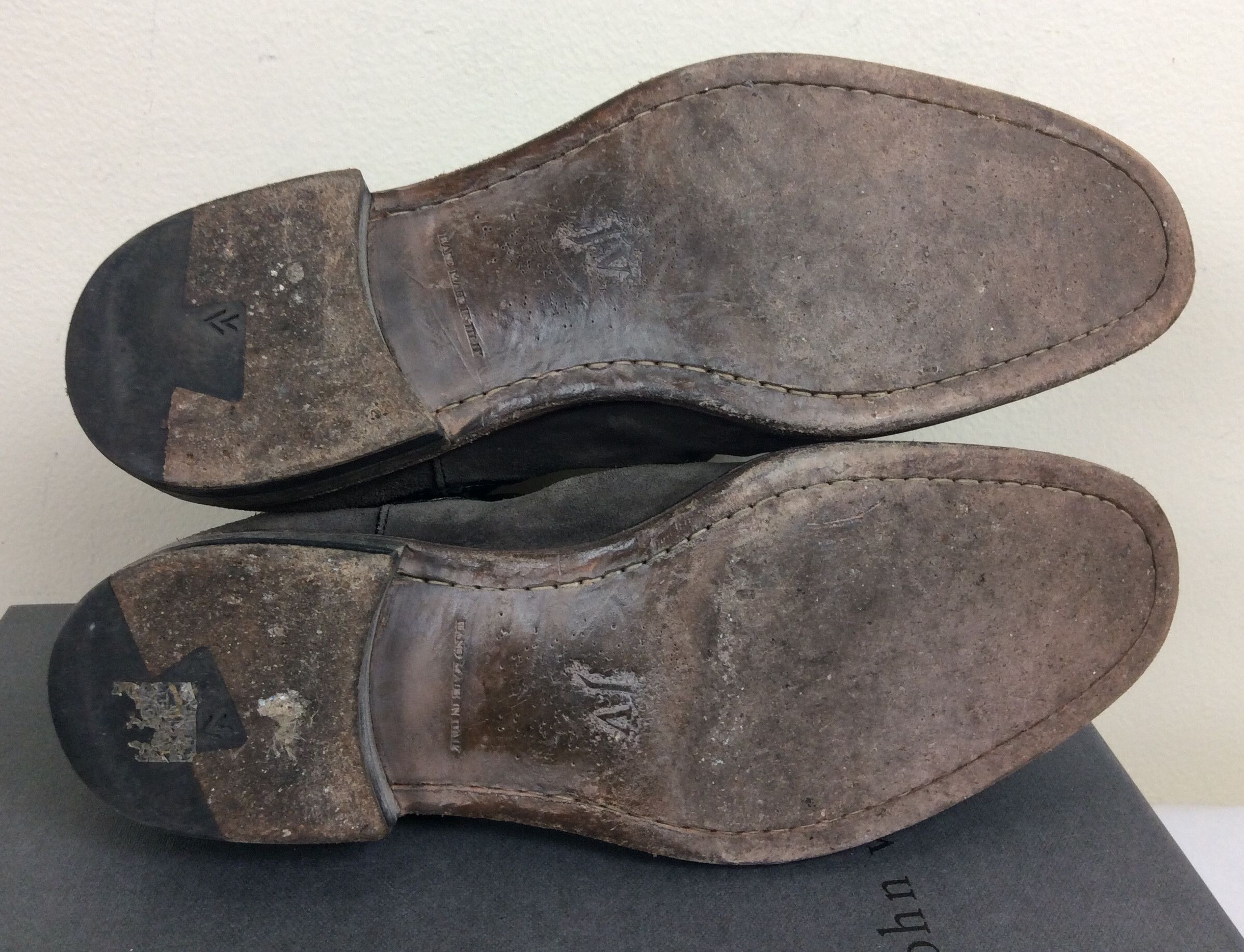 John Varvatos John Varvatos Collection Suede Chelsea Boots $698 | Grailed