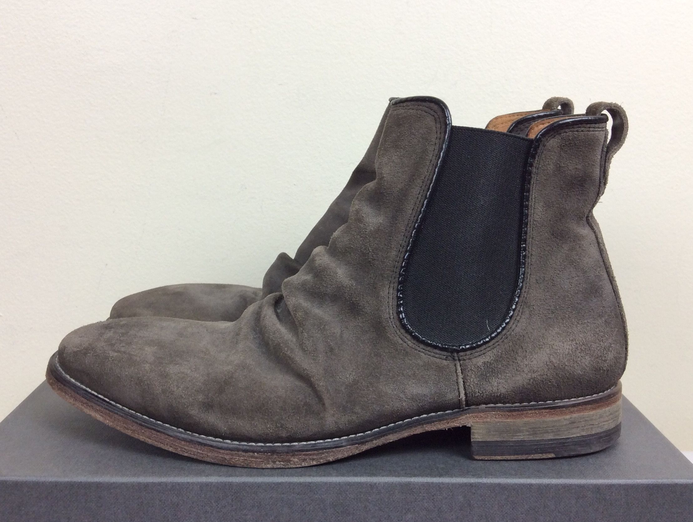 John Varvatos John Varvatos Collection Suede Chelsea Boots $698 | Grailed