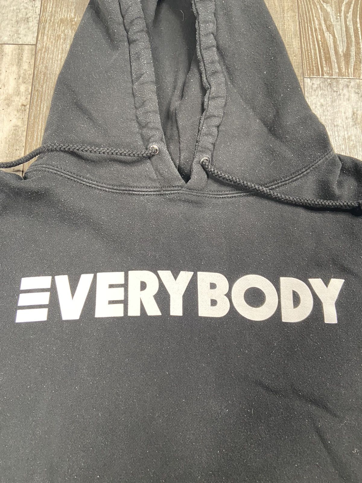 Band Tees × Logic × Streetwear Faded Vintage Y2K Logic Everybody Logo Sweatshirt XL Grunge | Grailed