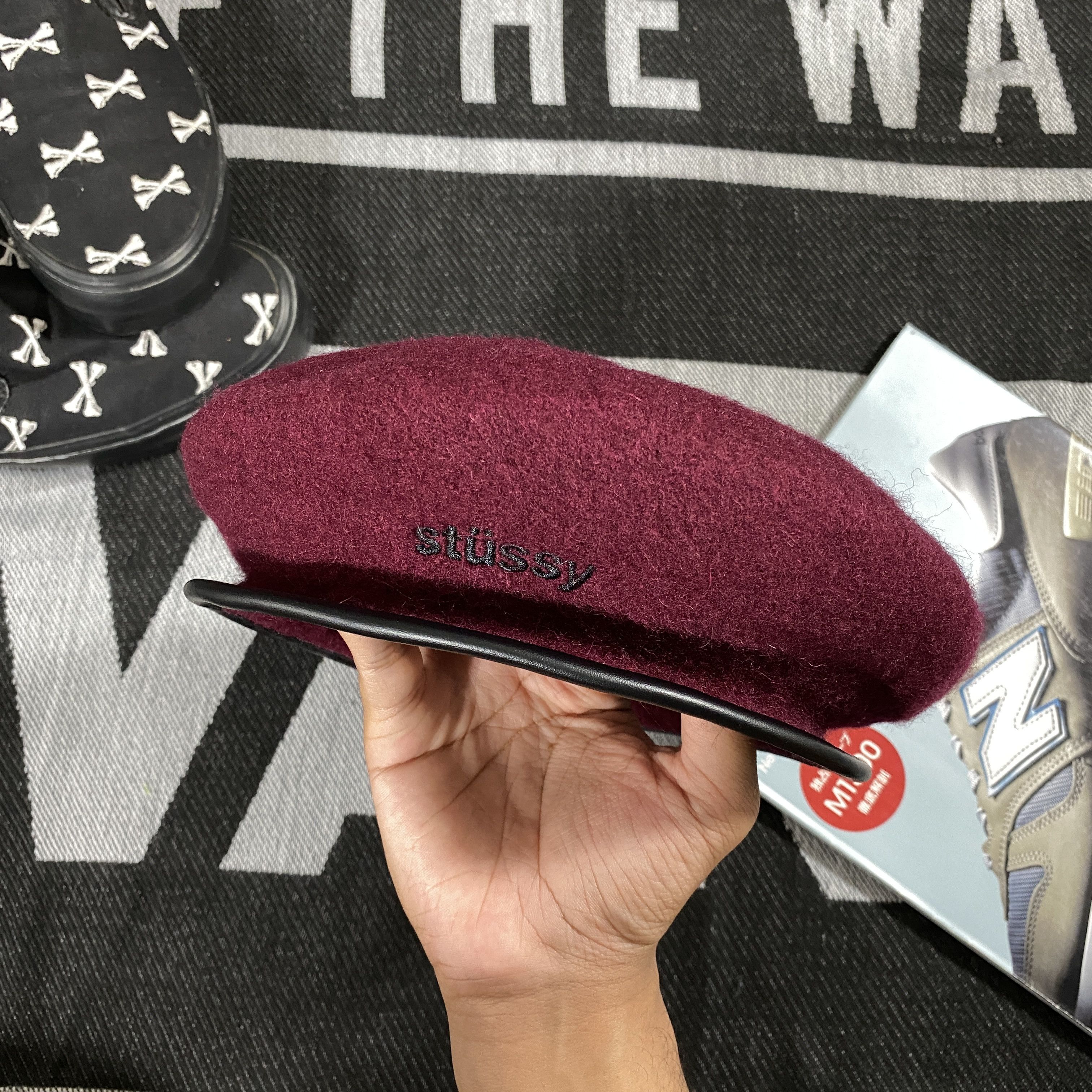 Vintage Y2K BURGUNDY STUSSY BERET HAT M/L | Grailed