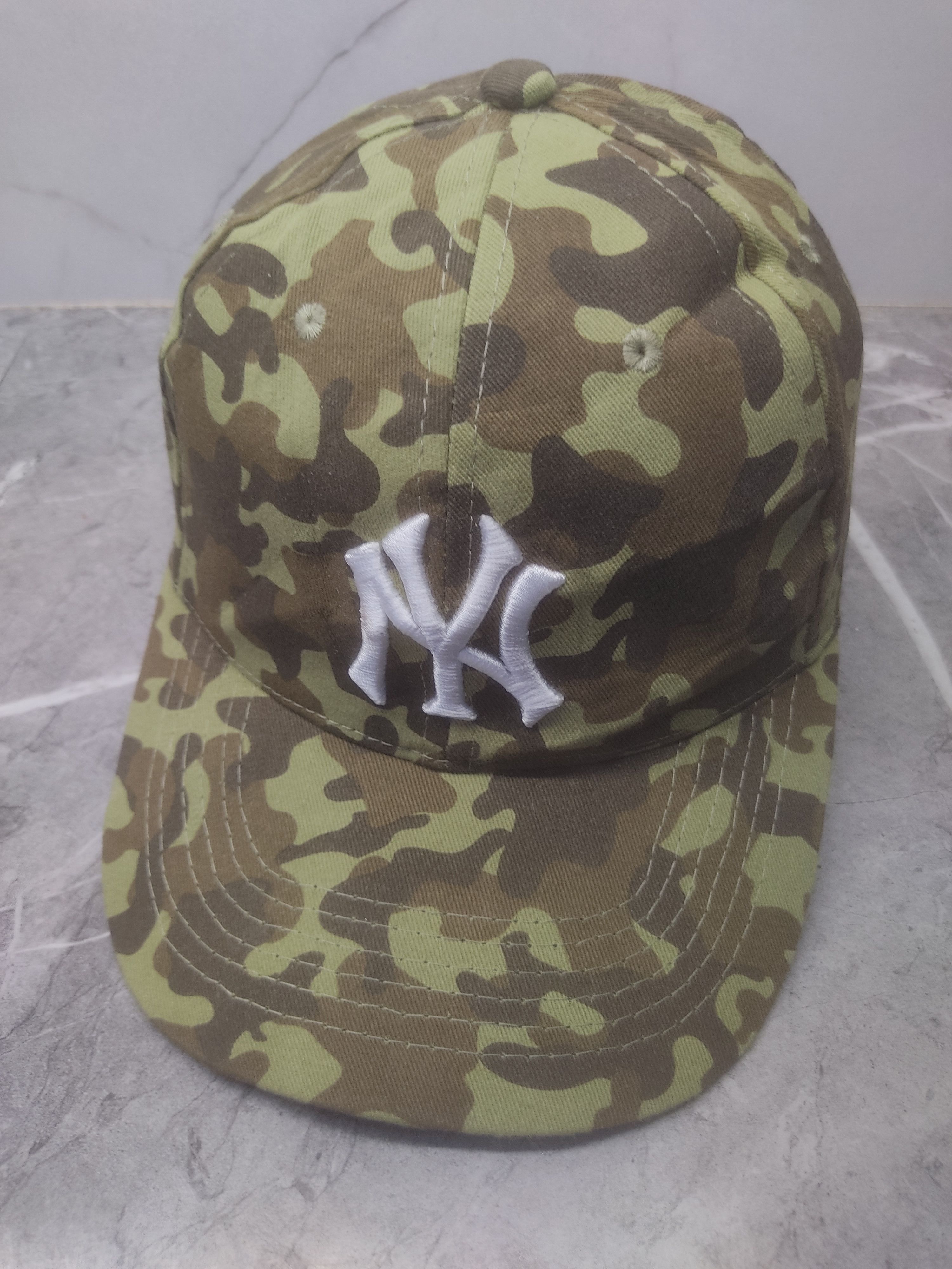 Budweiser × MLB × Vintage Vintage New York Yankees x Budweiser Camo Cap ...