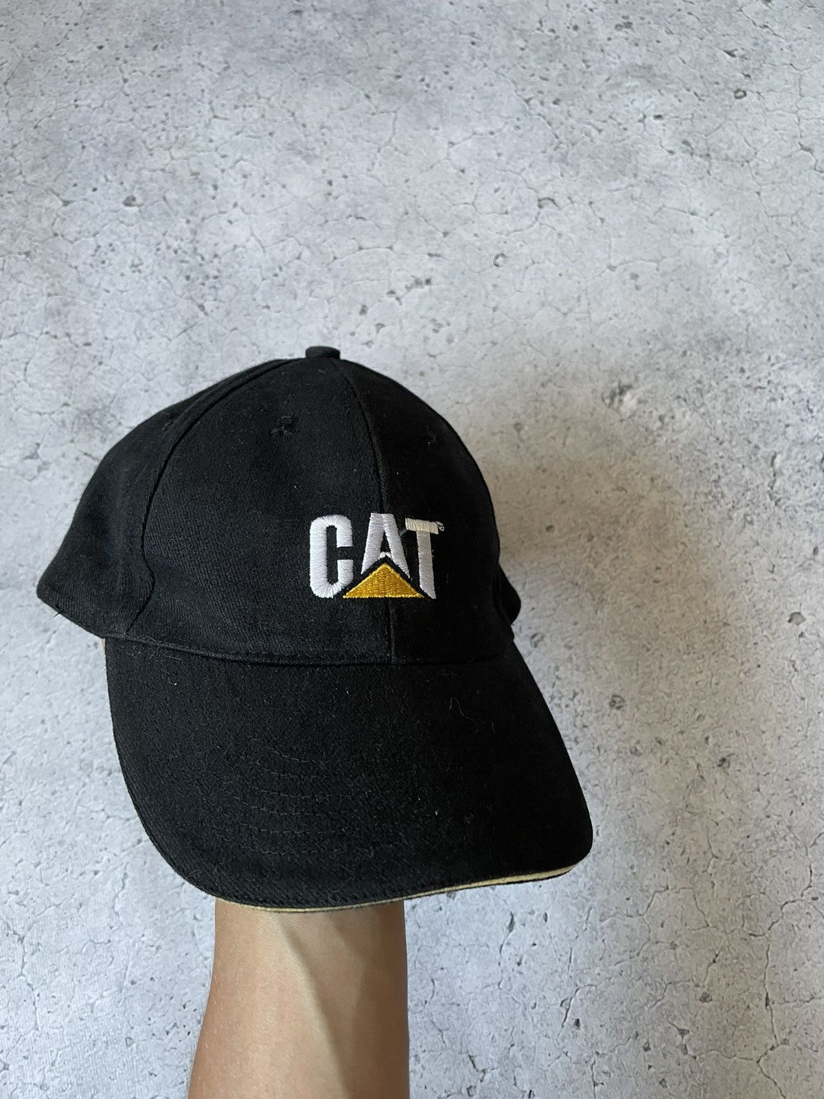 Caterpillar Black cap with large caterpillar logo | Grailed