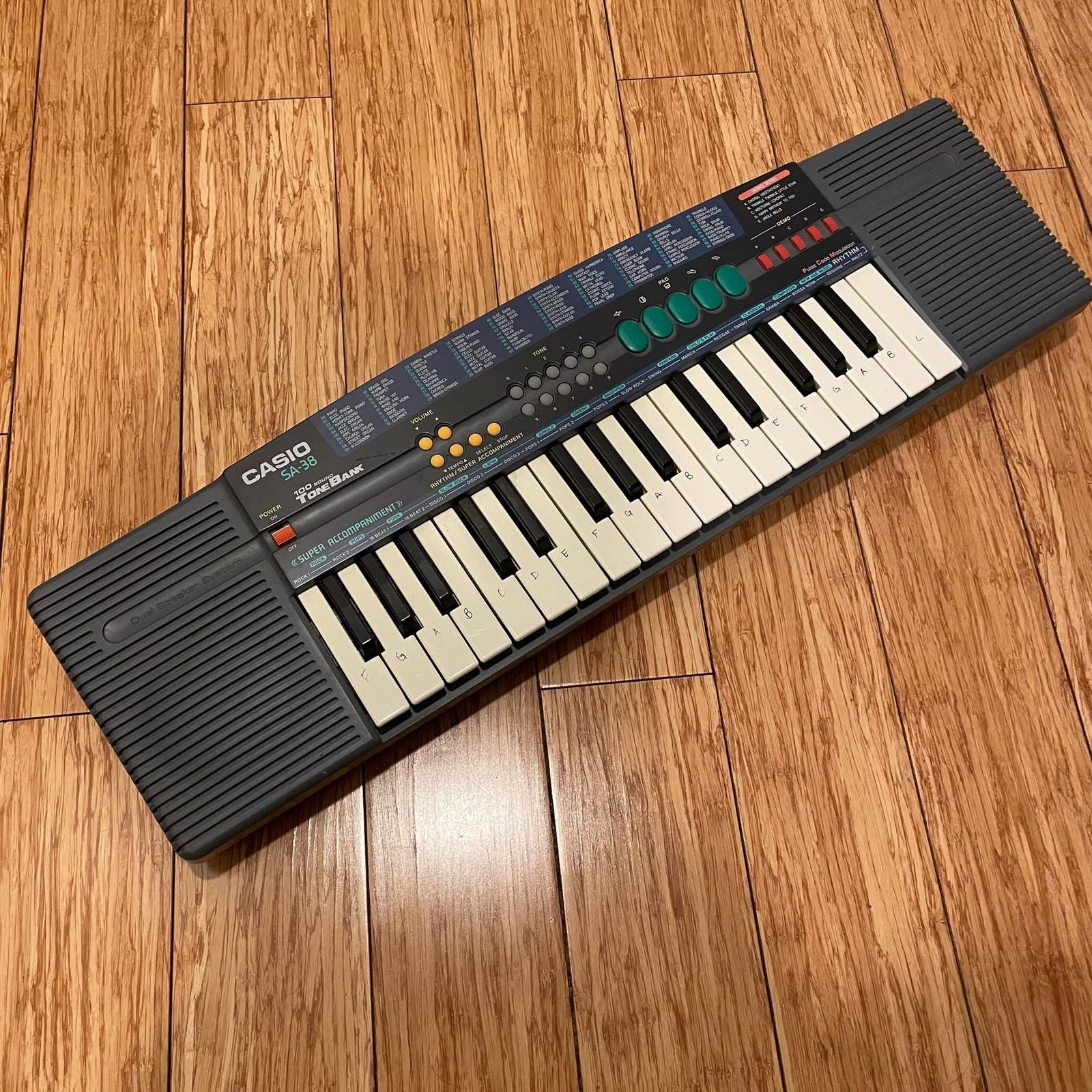 Casio Retro 90s Vintage Casio SA-38 32key Keyboard Synth | Grailed