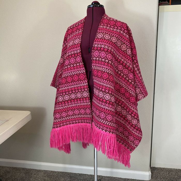 Vintage Vintage Mayan Modern Vivid Pink Poncho with Fringe, Hand Woven ...