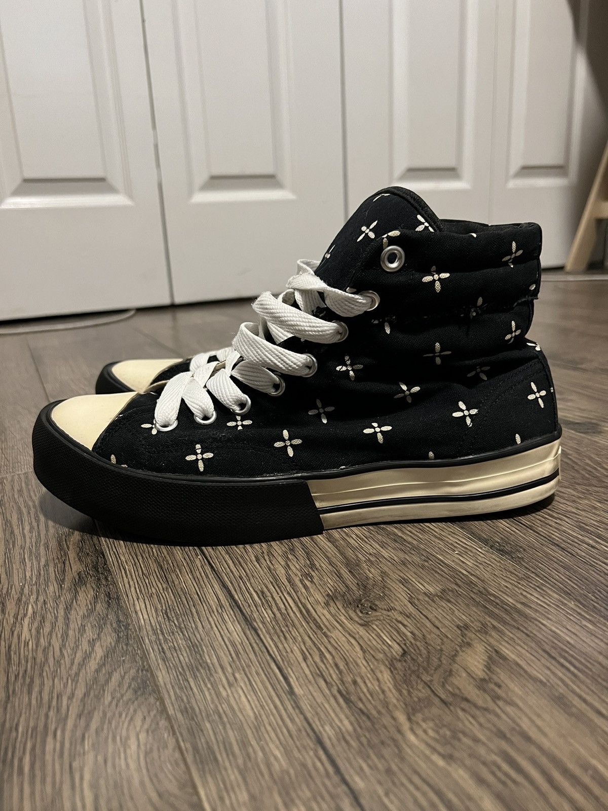 Number (N)ine × Takahiromiyashita The Soloist. Number Nine AW2000 ...