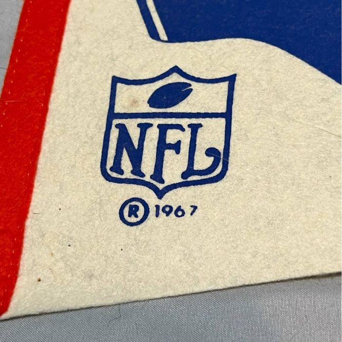 NFL Vintage Original 1967 DENVER BRONCOS Two Bar Helmet Pennant | Grailed