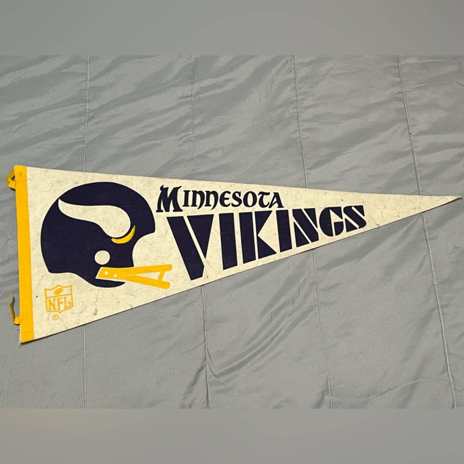 NFL Minnesota Vikings Pennant Rare 1967 Two Bar Helmet Vintage | Grailed