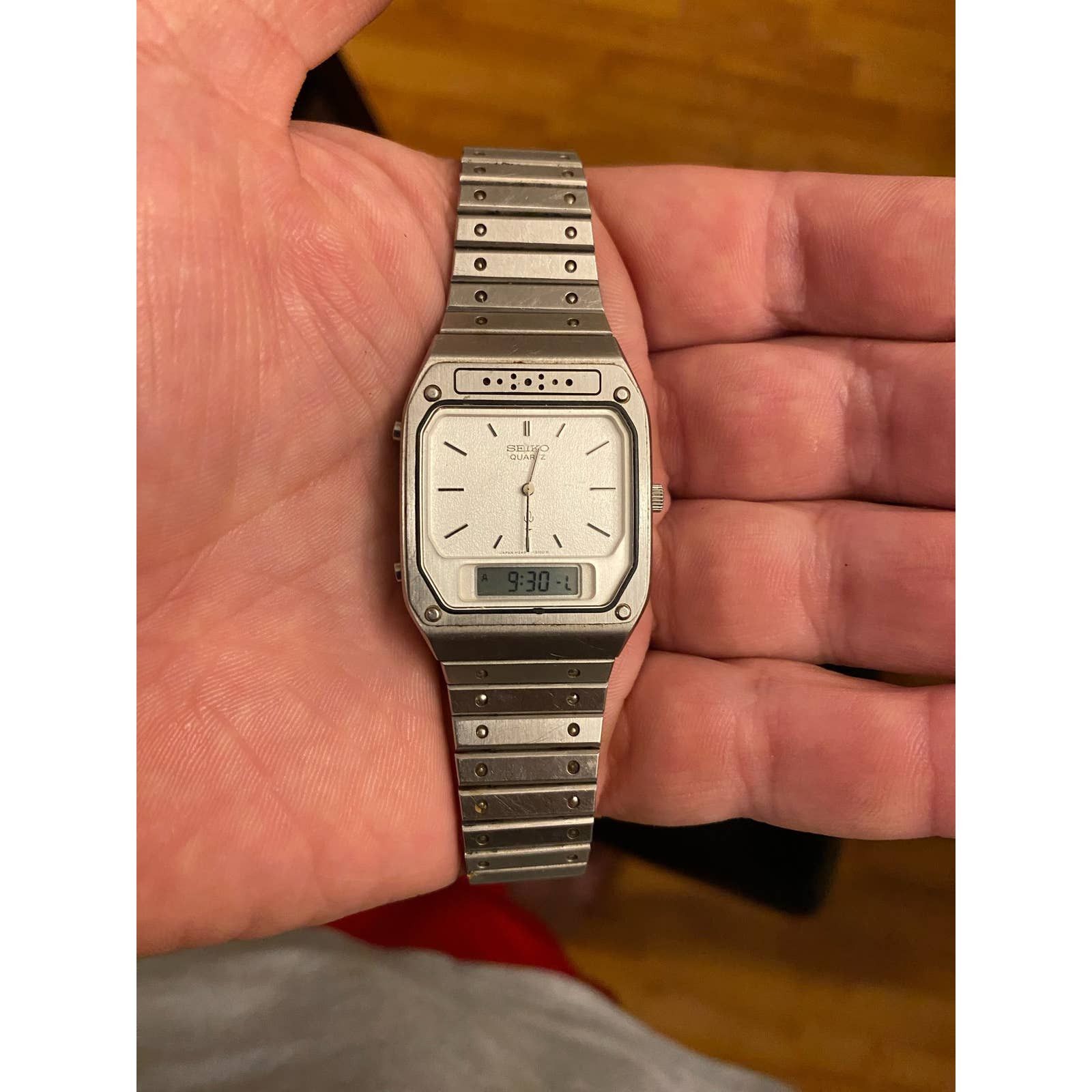 Seiko Vintage Seiko H249-6070 Silver Tone Mens Watch! | Grailed