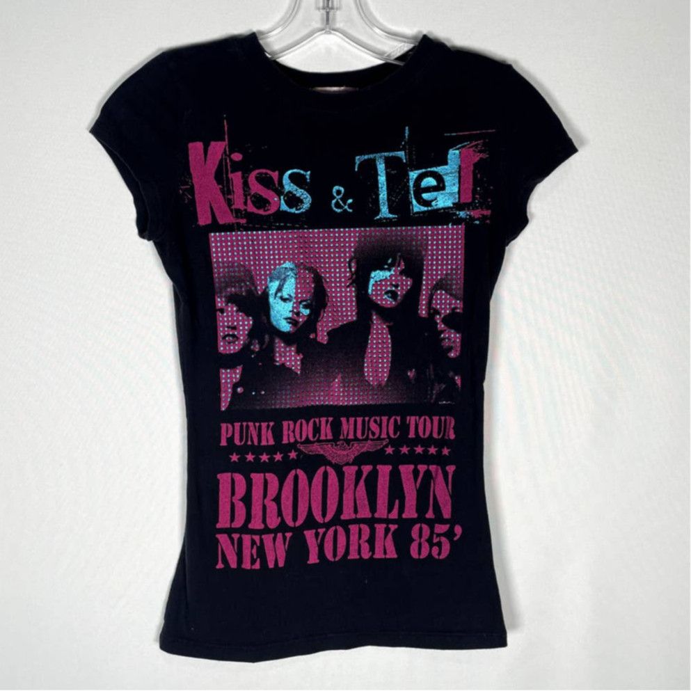 Other Y2K Kiss & Tell Punk Rock Music Tour Cap Sleeve Tee Size M | Grailed