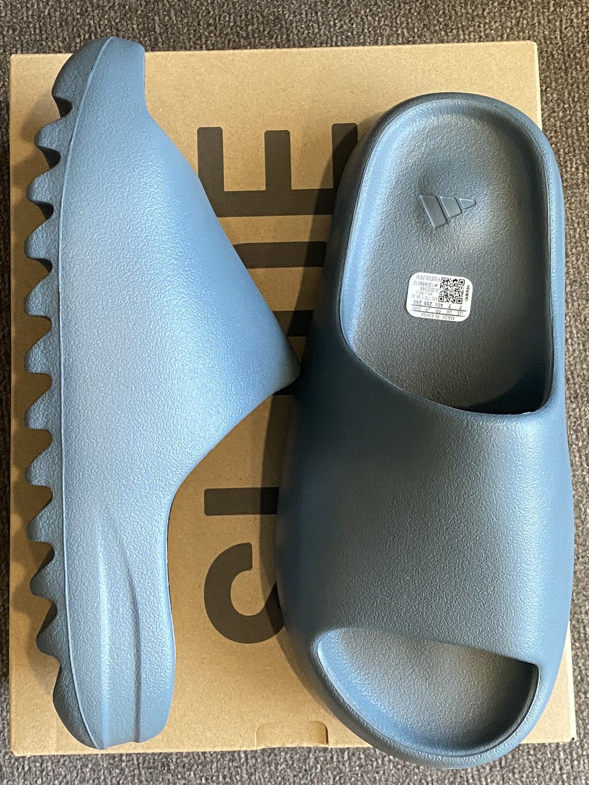 Adidas × Kanye West YZY Slide | Grailed