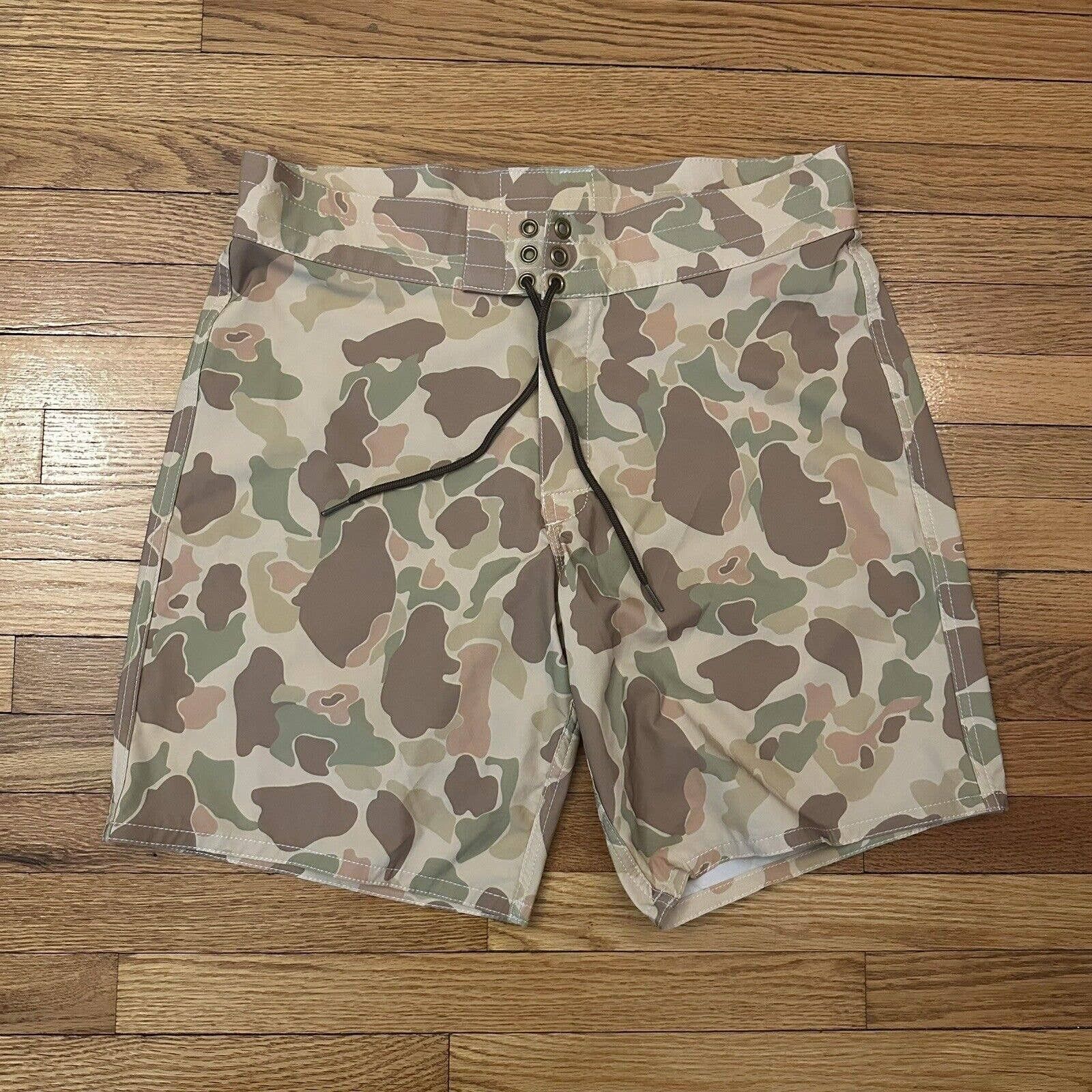 Birdwell Beach Britches Birdwell Beach Britches Frog Desert Camo 808 ...