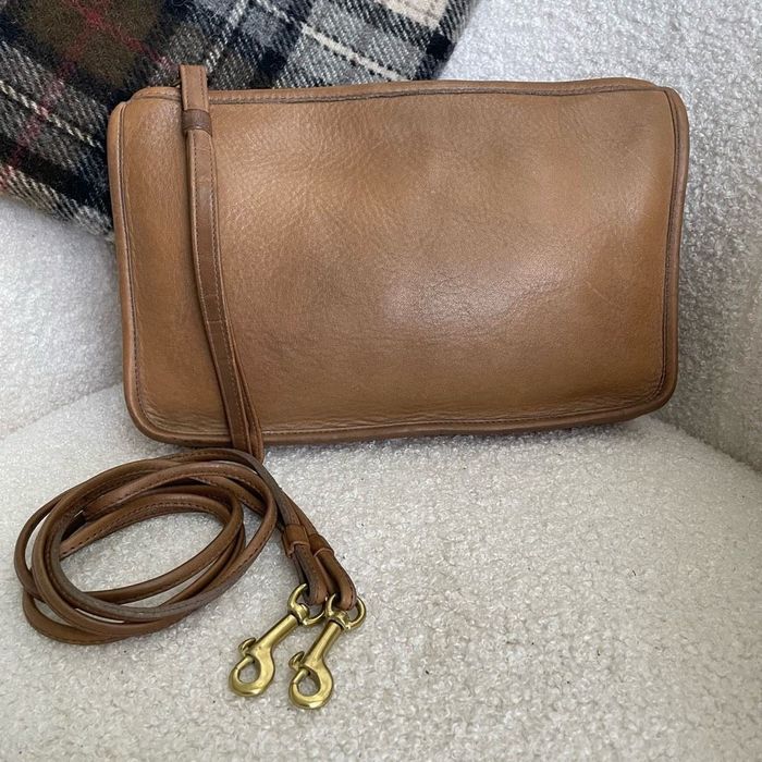 Coach Vintage Coach Basic Clutch Basic Bag Shoulder Tabac Light Ta ...