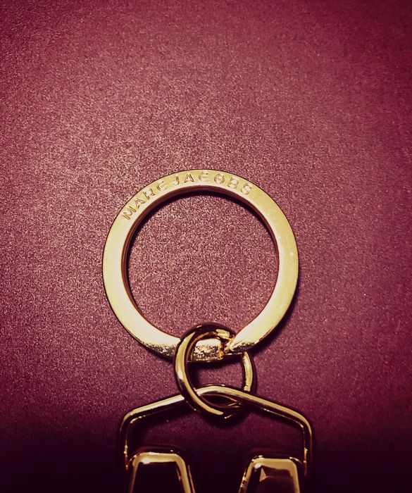 Marc Jacobs Marc Jacobs Carabiner Keychain Gold Metal | Grailed