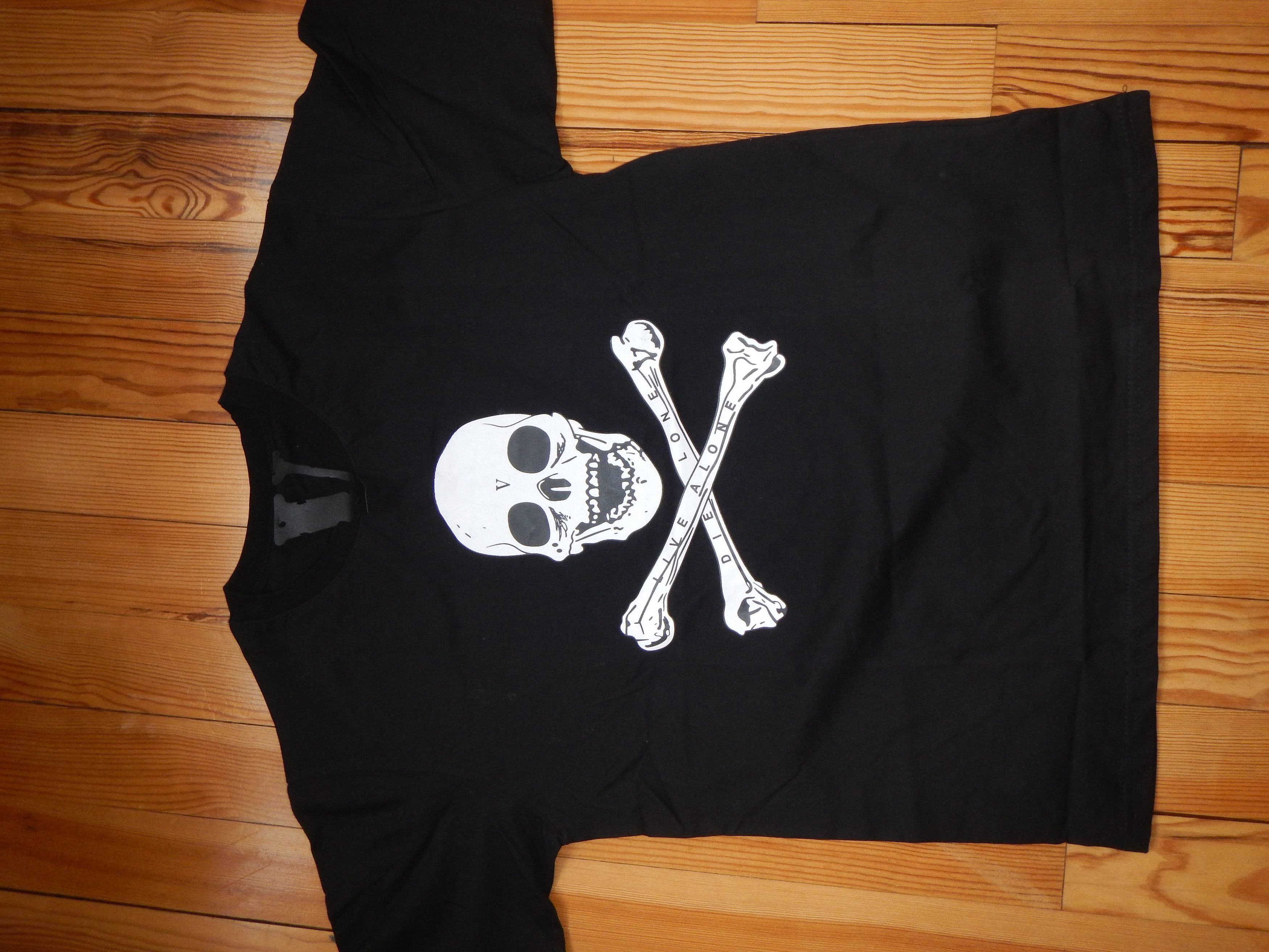 Vlone VLONE SKULL AND BONES TEE SHIRT | Grailed