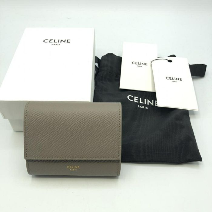 Celine CELINE Small Trifold Wallet / Grained Calfskin Pebble | Grailed