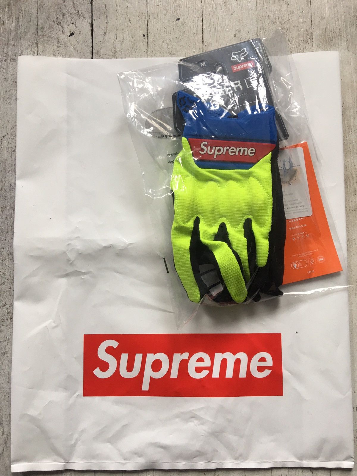 Supreme Supreme / Fox Racing Bomber Lt Gloves | Grailed