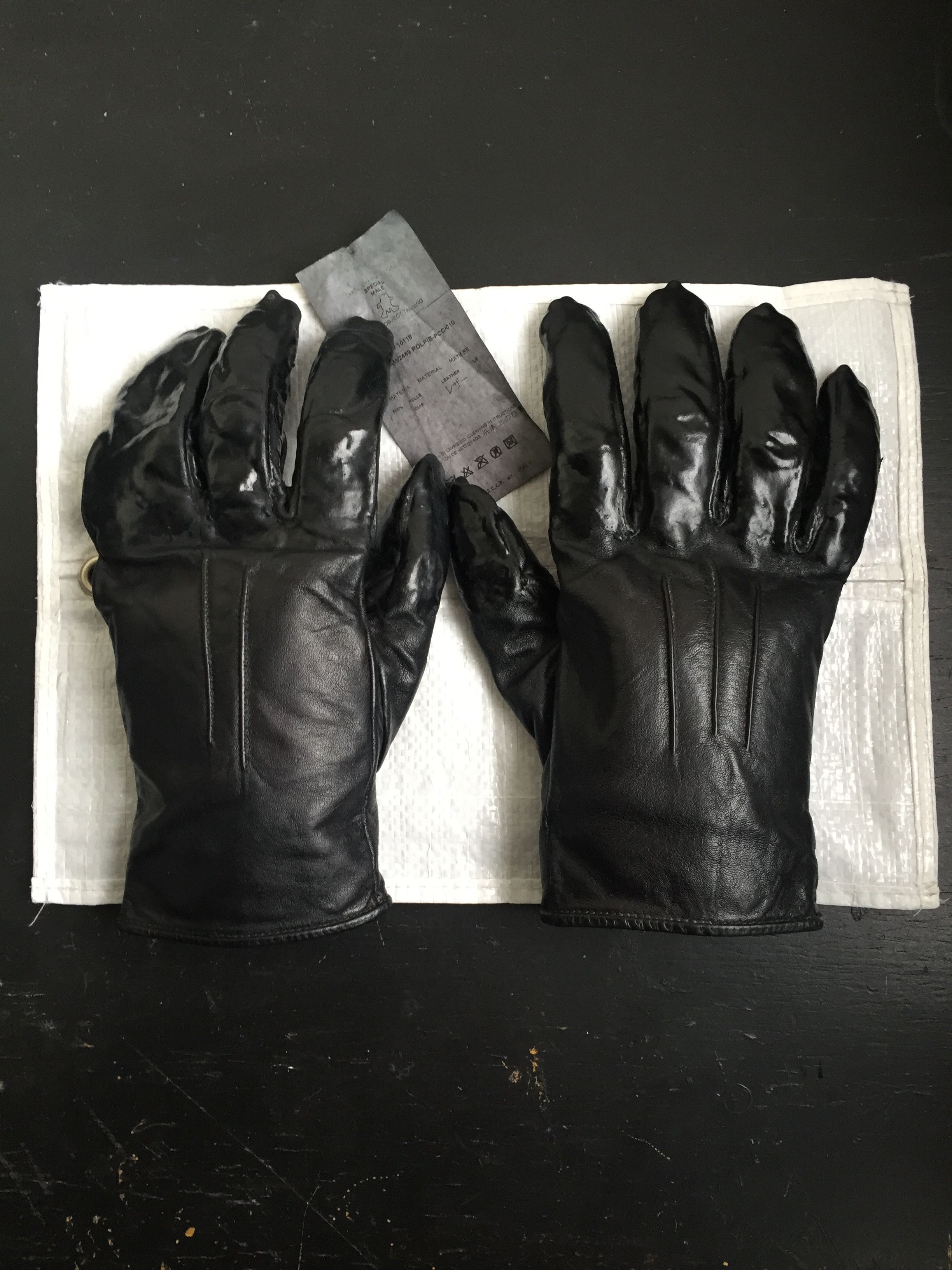 Carol Christian Poell CCP rubber dripped gloves | Grailed