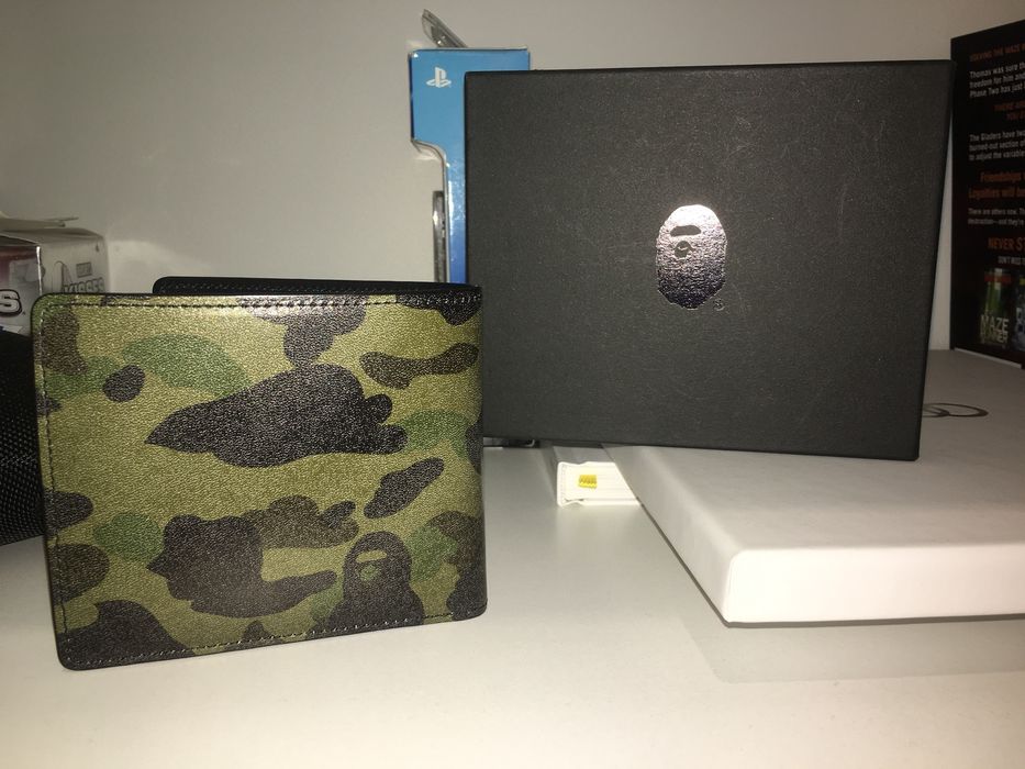Bape Wallet | Grailed