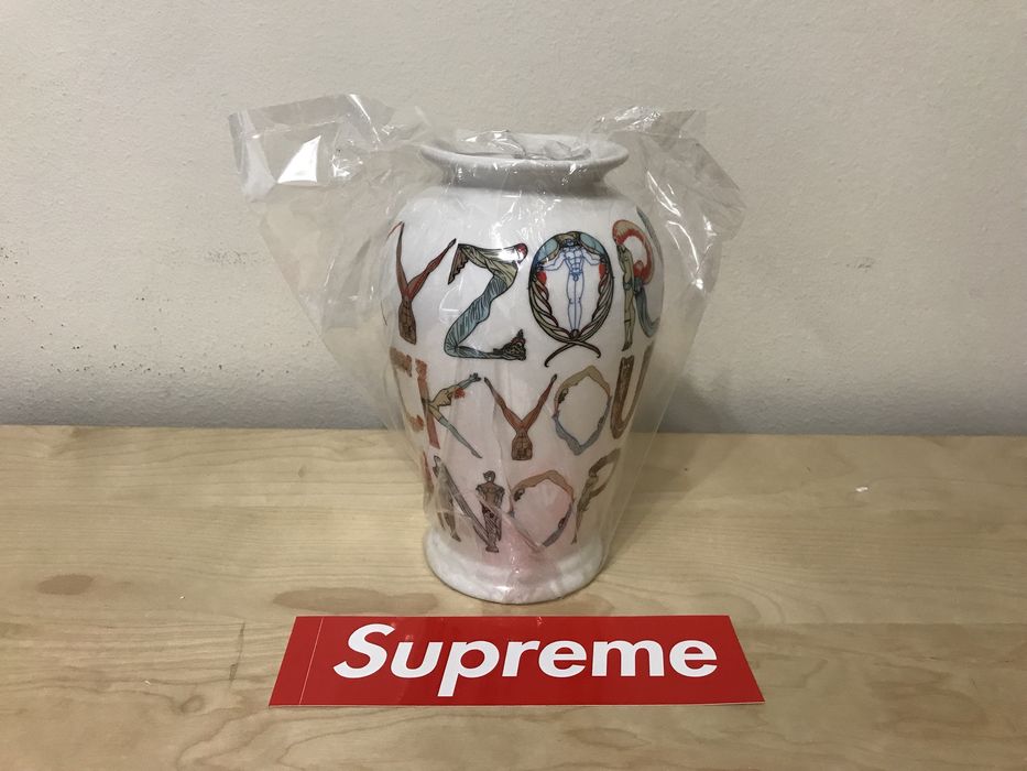 Supreme Supreme SS18 Alphabet Vase | Grailed