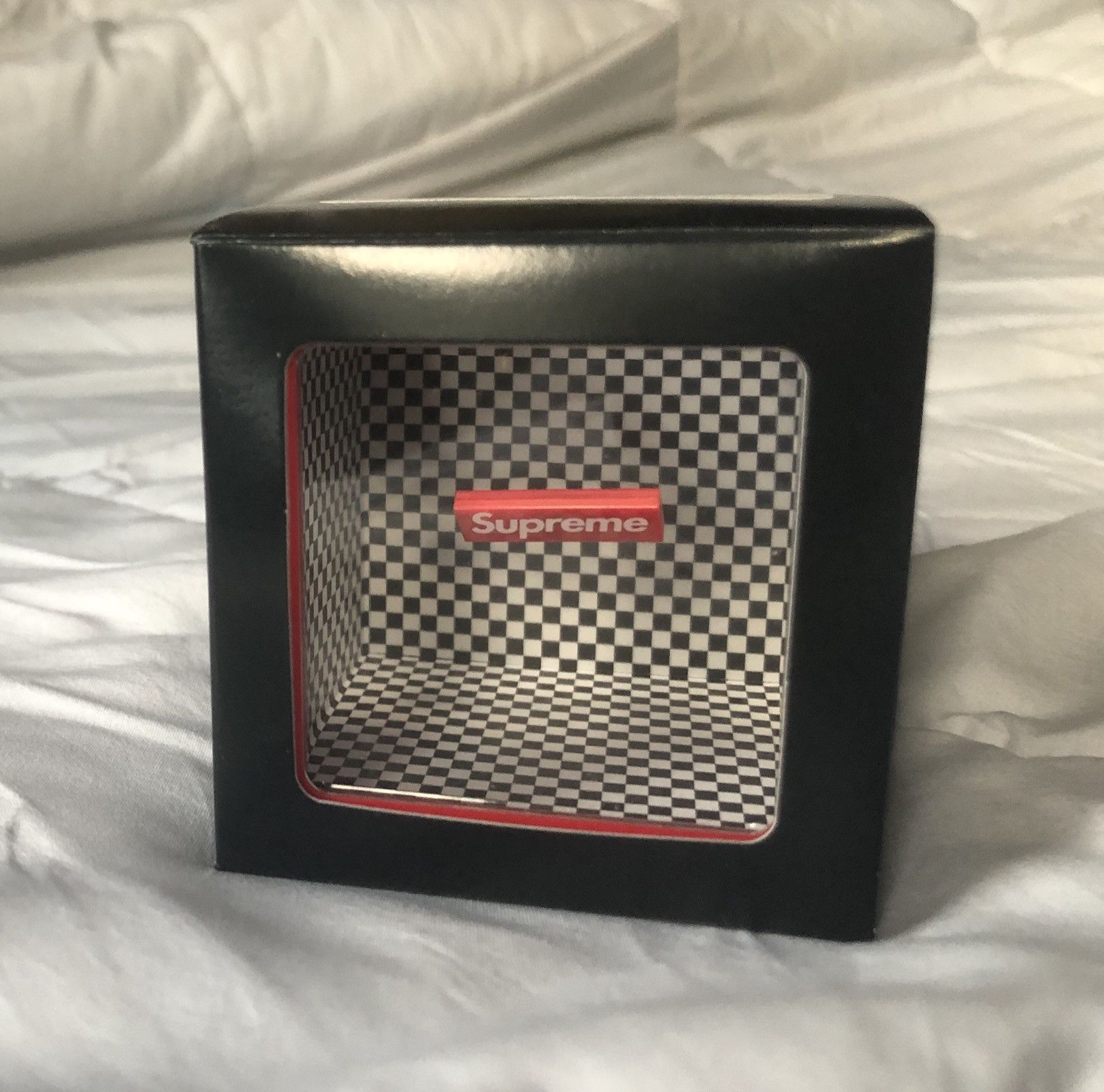 Supreme Illusion Coin Bank | Grailed