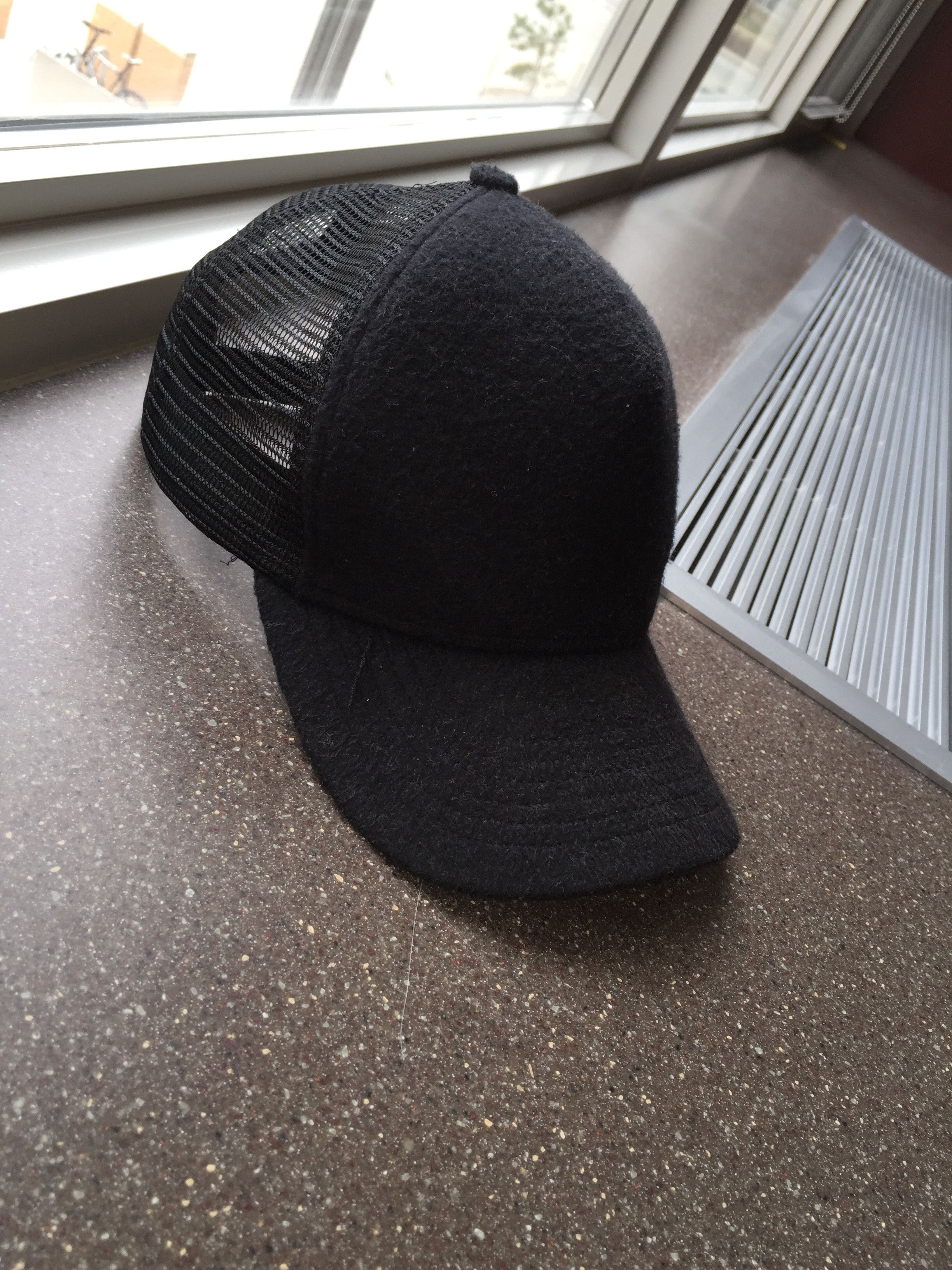 James Perse James Perse Double Face Knit Trucker Hat | Grailed