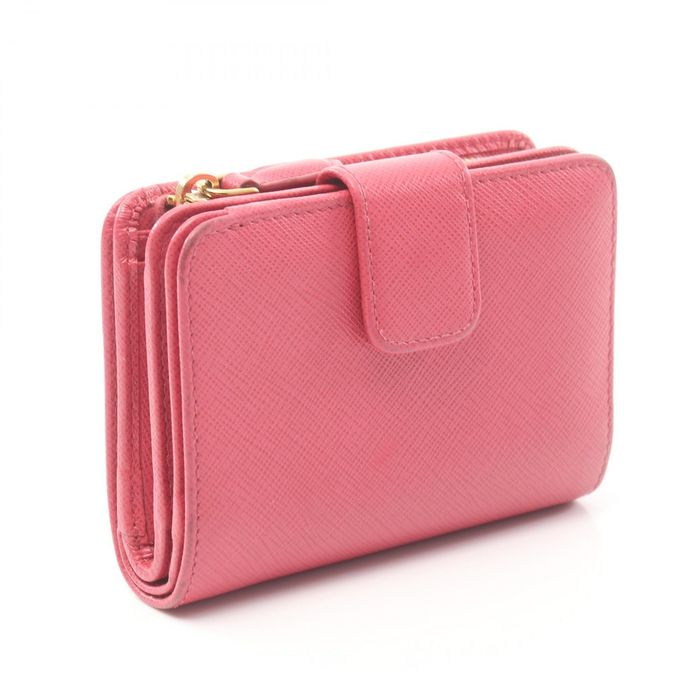 Prada Prada Wallet | Grailed