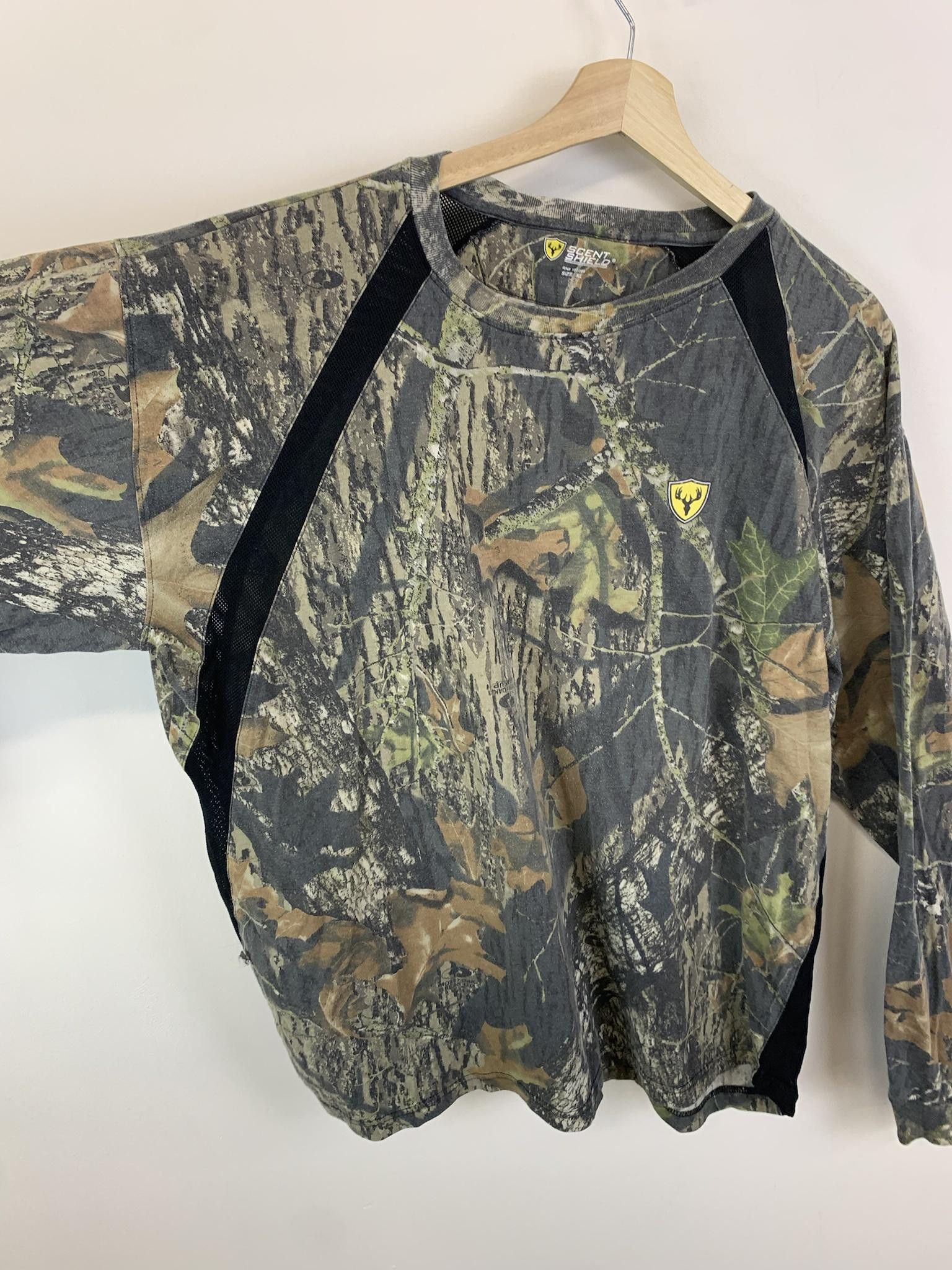 Realtree × Streetwear × Vintage Vintage Realtree Mesh Cut and Sew ...