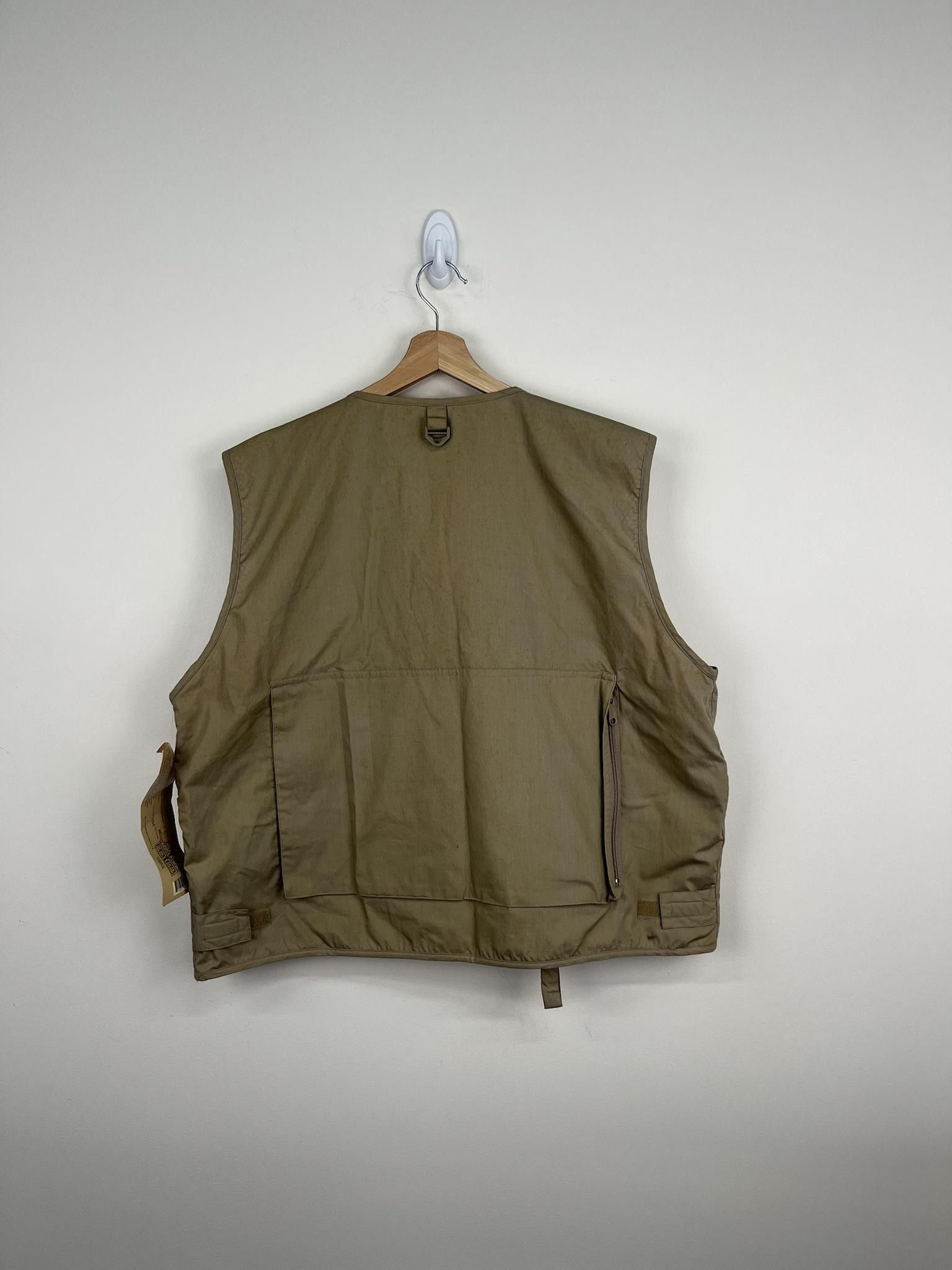 Streetwear × Vintage Vintage NWT Field and Stream Fishing Vest | Grailed