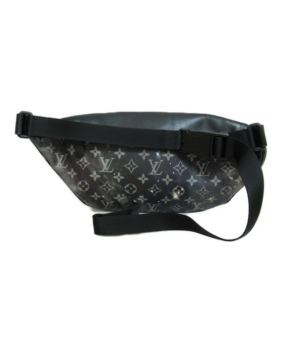 Louis Vuitton Galaxy Discovery Bumbag Bag - Black | Grailed
