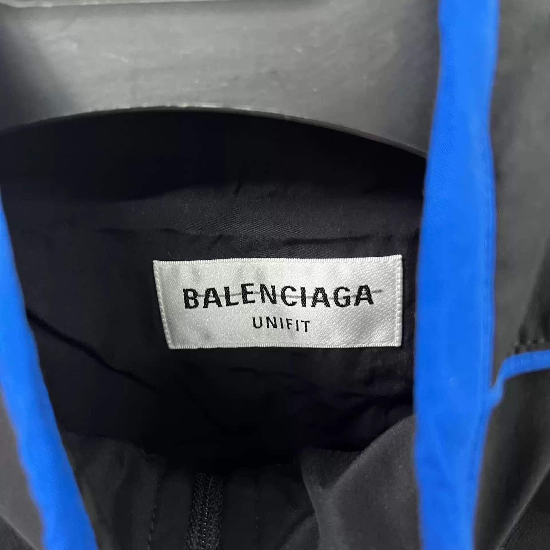 Balenciaga Balenciaga Black And Blue Color Embroidery Pattern Logo ...