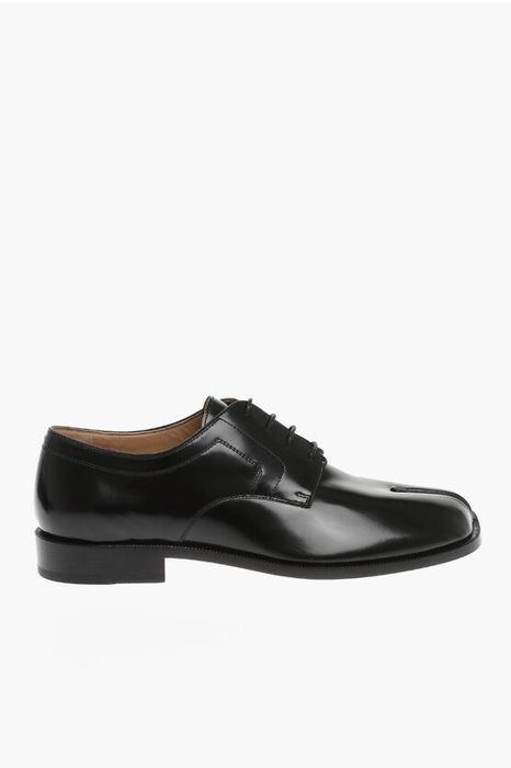 Maison Margiela MM22 Brushed Leather Tabi Derby | Grailed