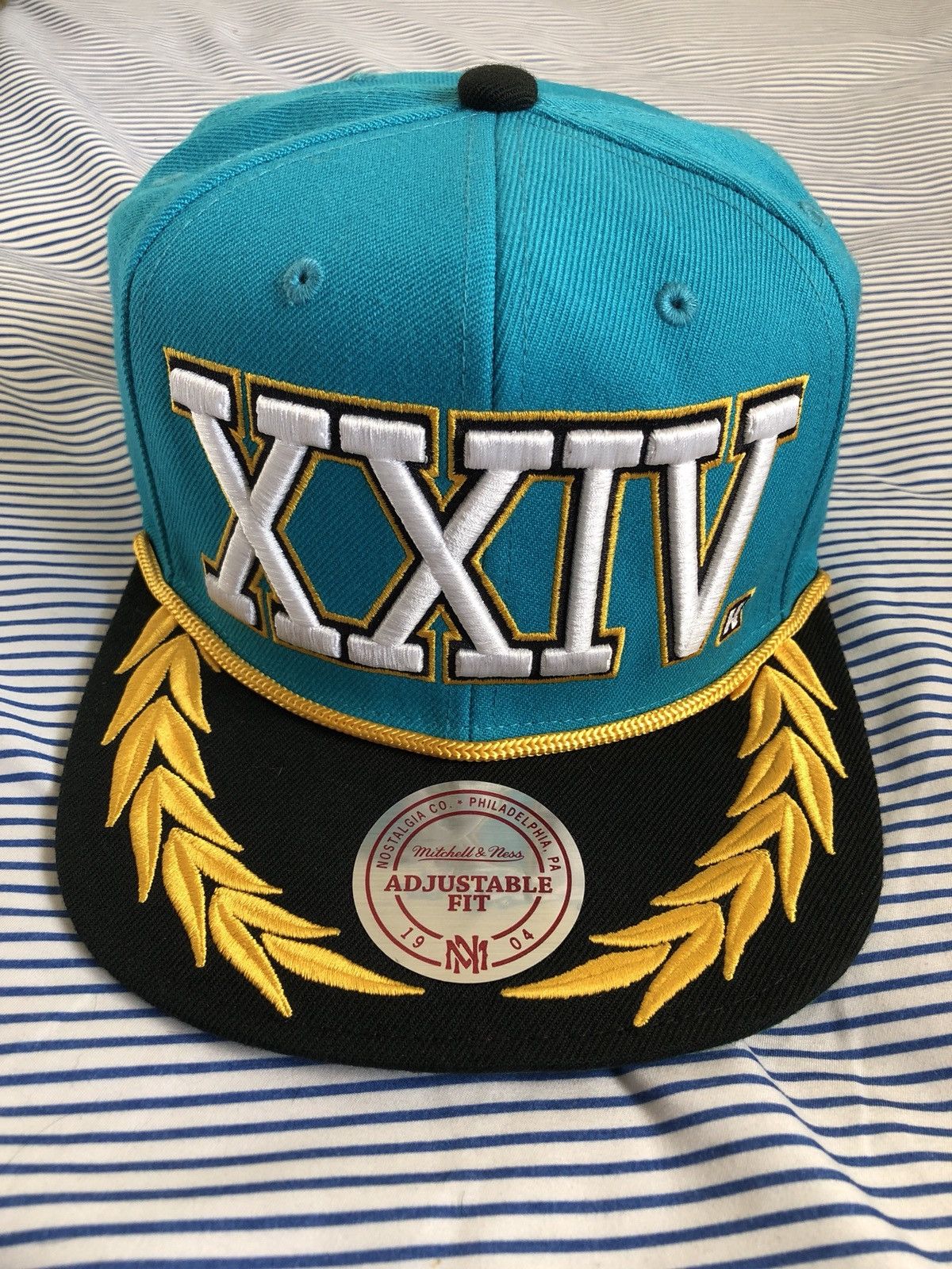 Mitchell & Ness Exclusive Bruno Mars 24K Magic XXIVK World Tour ...