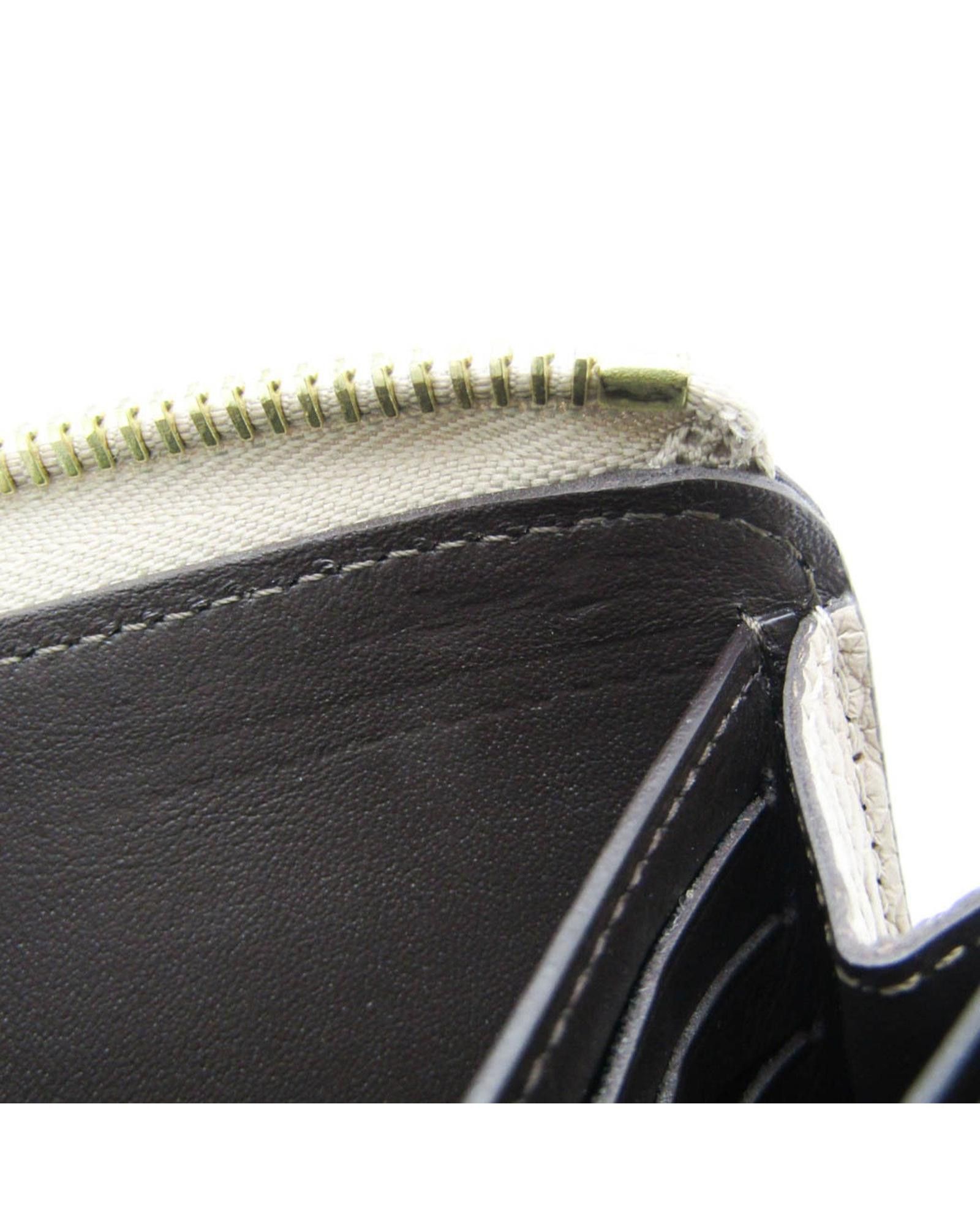 Louis Vuitton Beige Leather Long Wallet for Women | Grailed