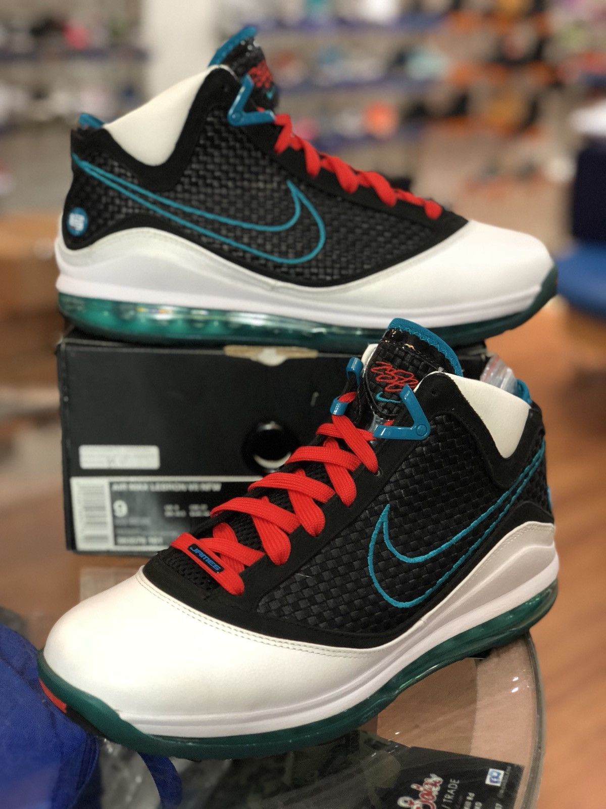 Nike Red Carpet Lebron 7s | Grailed