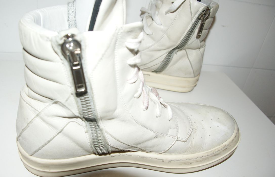 Rick Owens White Geobaskets | Grailed