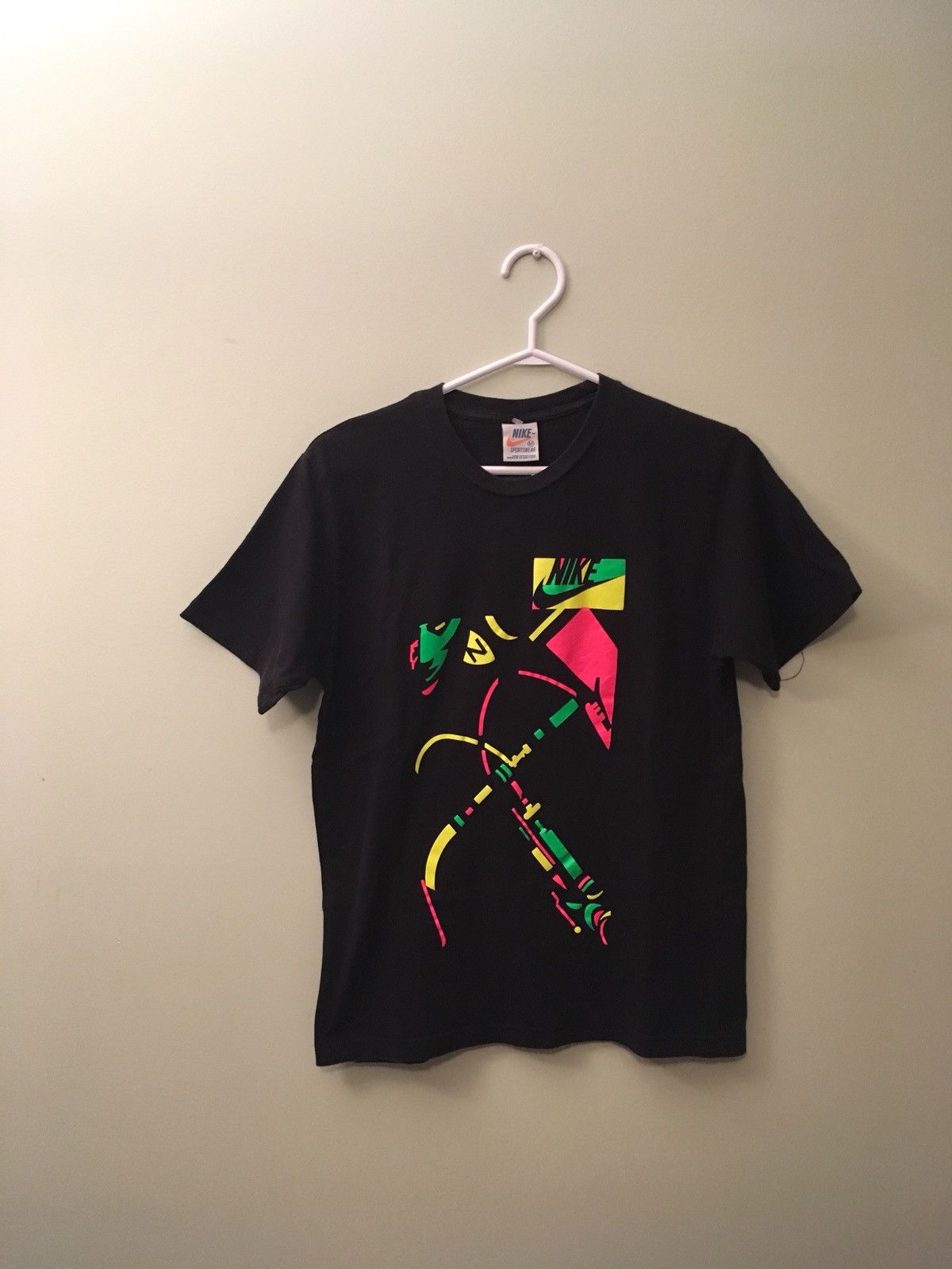 Nike Nike RETRO T-shirt Limited Release Not Vintage | Grailed